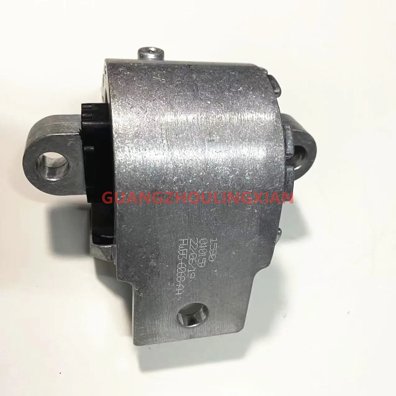 Auto Spare Parts Rubber Engine Mounting C2P8353 XR853854 C2D38505 ...