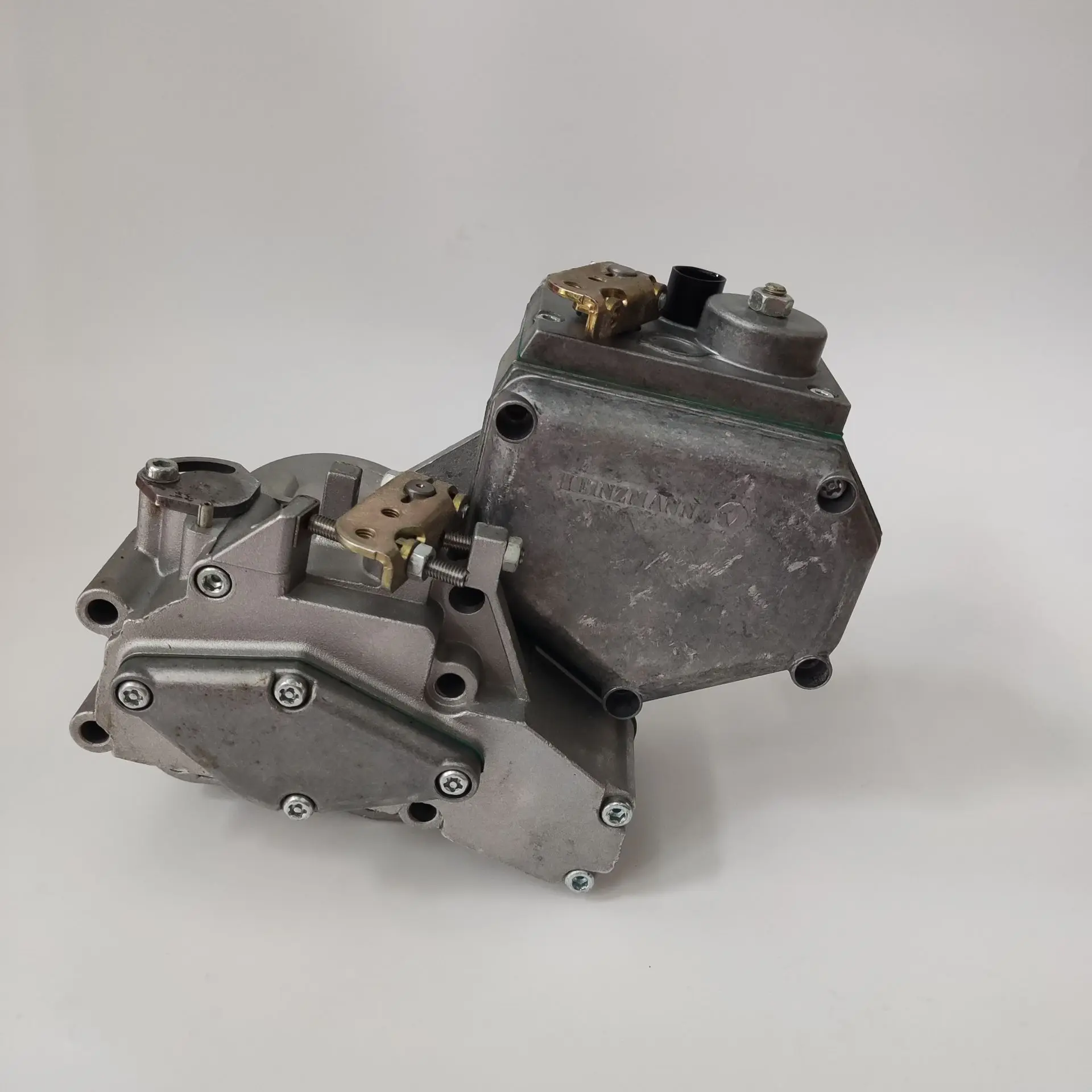 Engine Parts Assembly Speed Controller Governor 0211 1327 0211 1494 ...