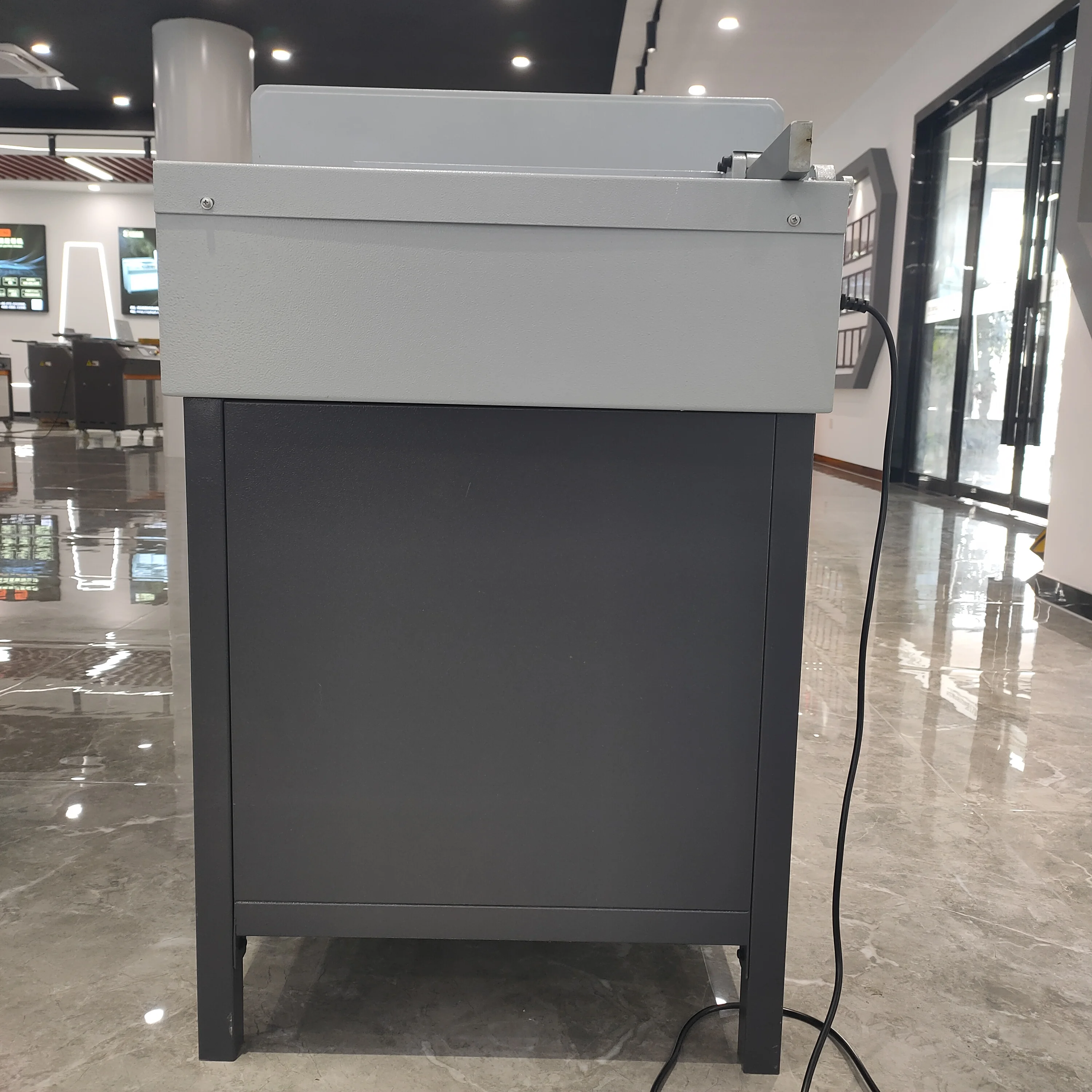 Front G450V+ Electric Paper Cutter - Precision & Power