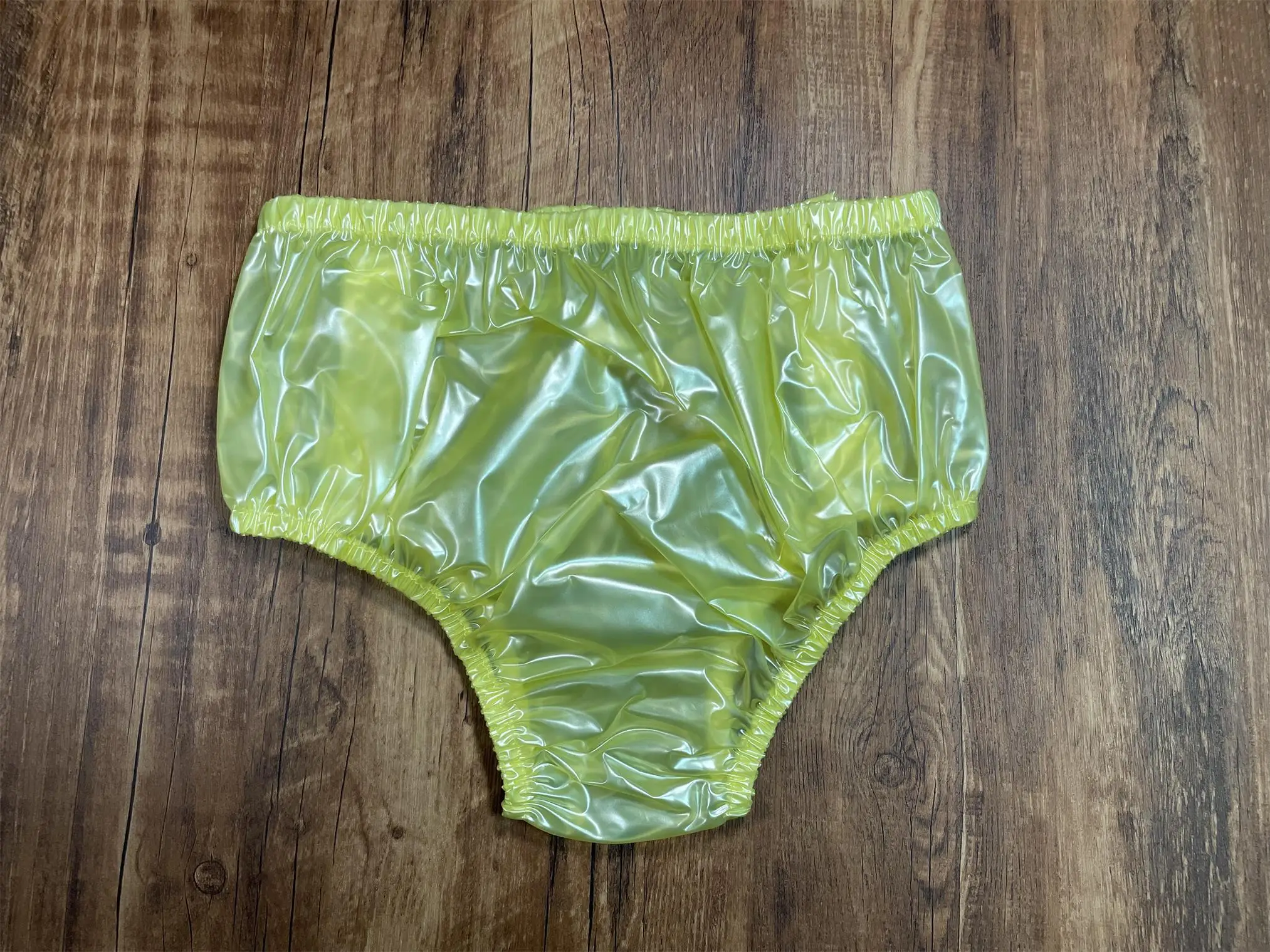 Custom PVC Pants - Stylish & Waterproof Incontinence