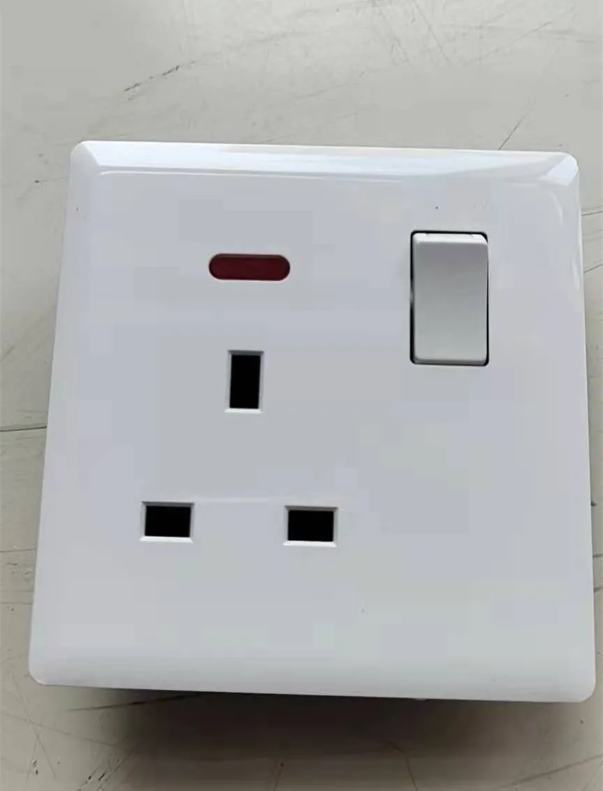 英国标准13A单插座带开关颜色定制usb墙壁插座| Alibaba.com