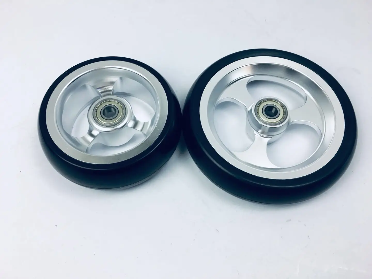 4 Inch Wheel PU Tire with Aluminum Hub for Electric Wheelchair