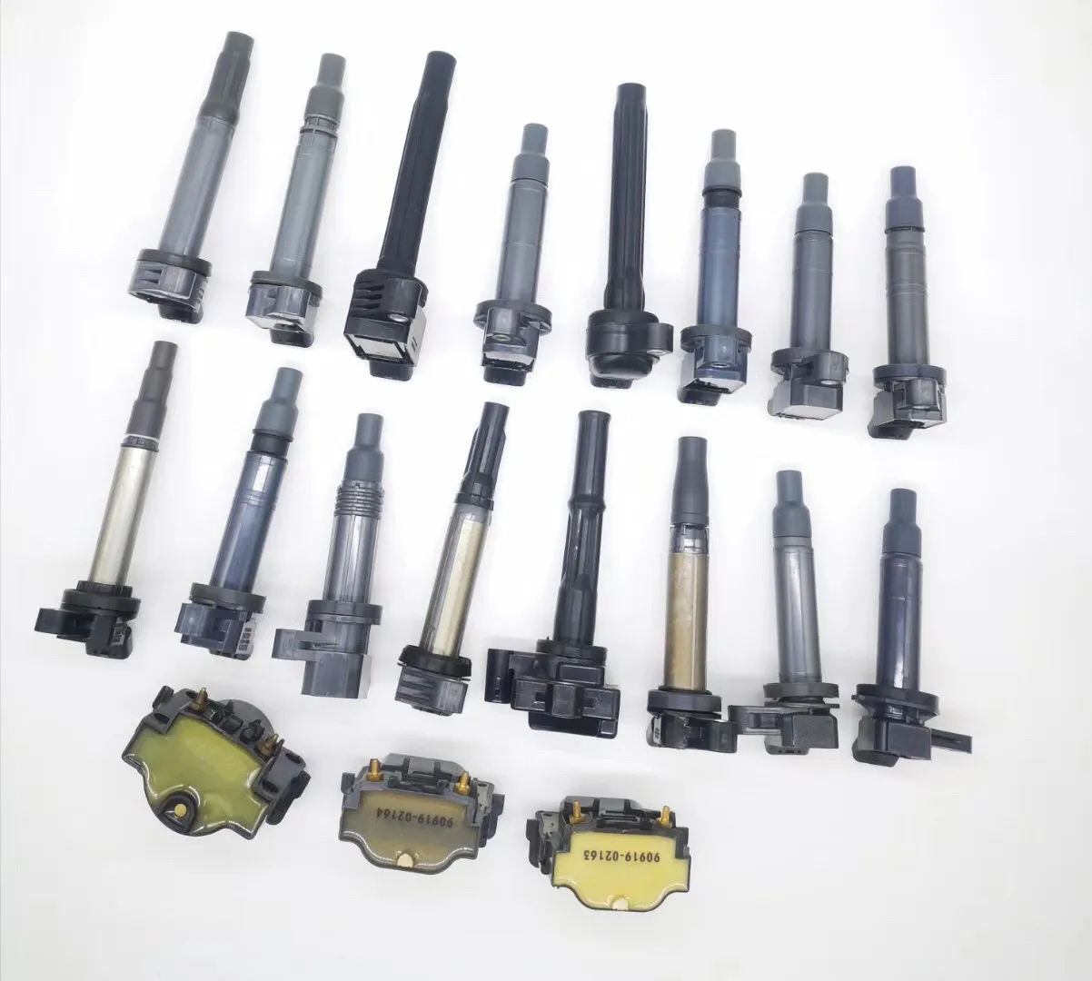 Ignition Coil For Toyota Corolla Carina Hilux 90919-02164 8-94404-545-0 ...