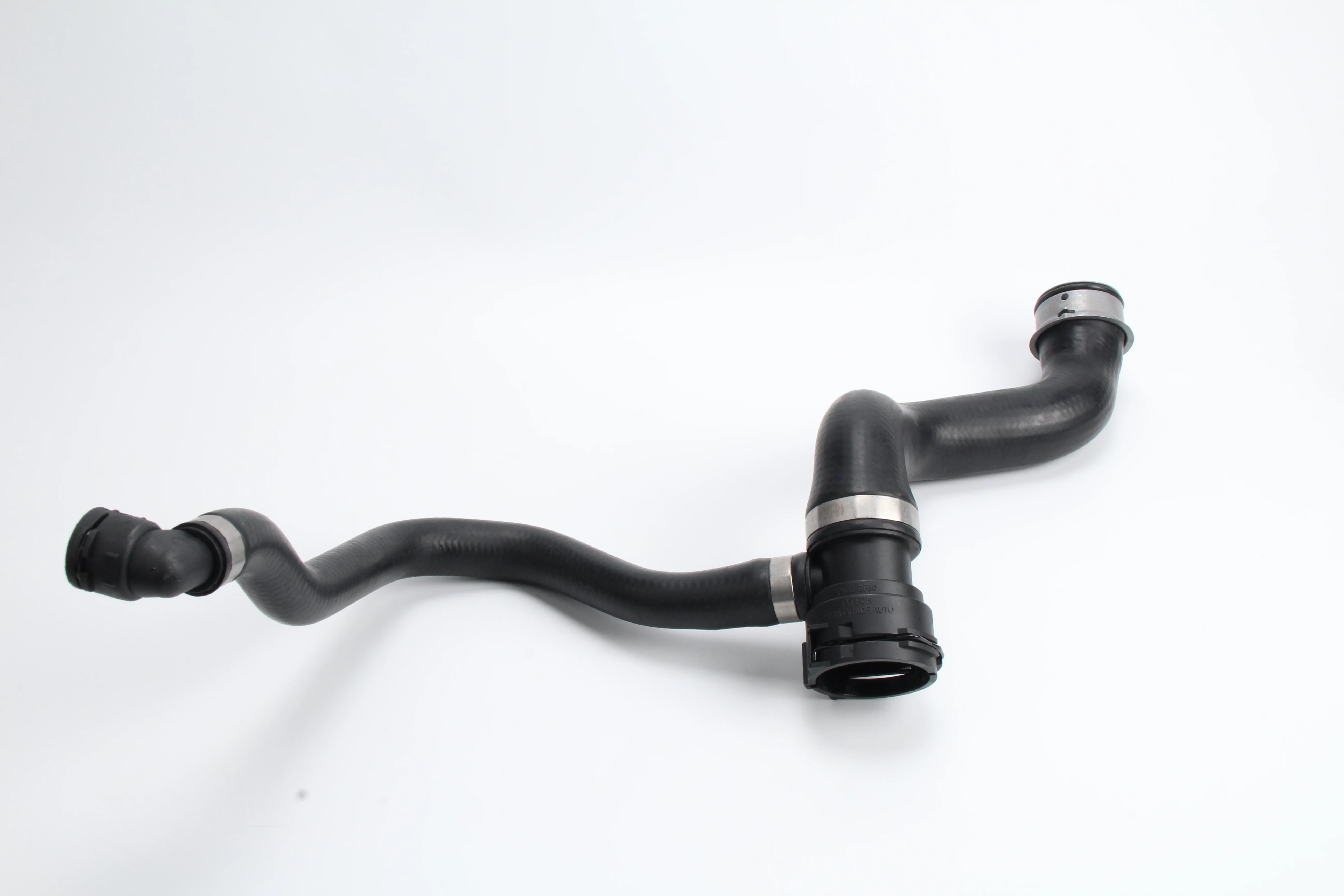 Auto Parts Rubber Right Radiator Hose Water Pipe For Mercedes Benz W212 ...