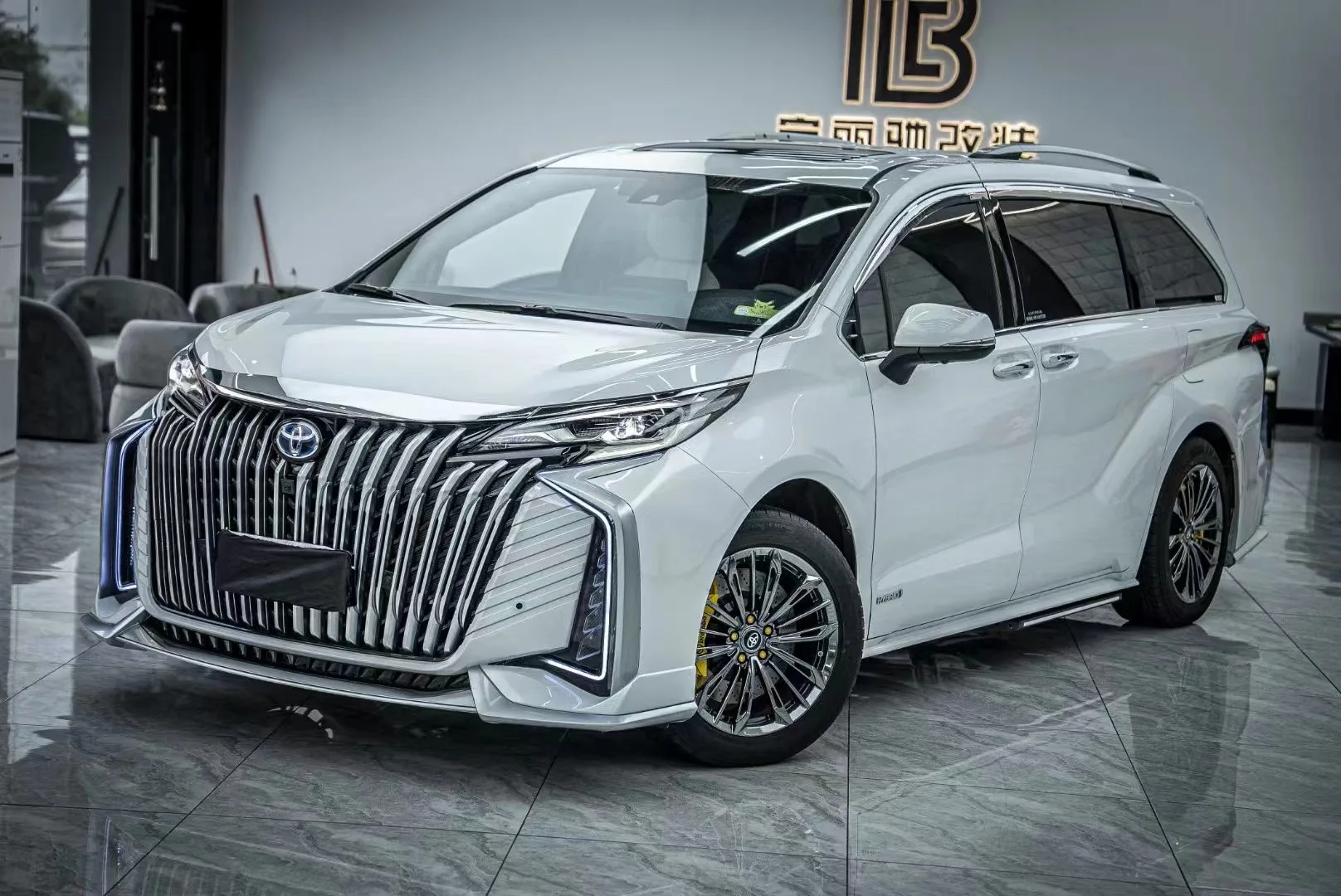 Auto Exterior Bodykits for Toyota Sienna - Front Rear Bumper Grille ...