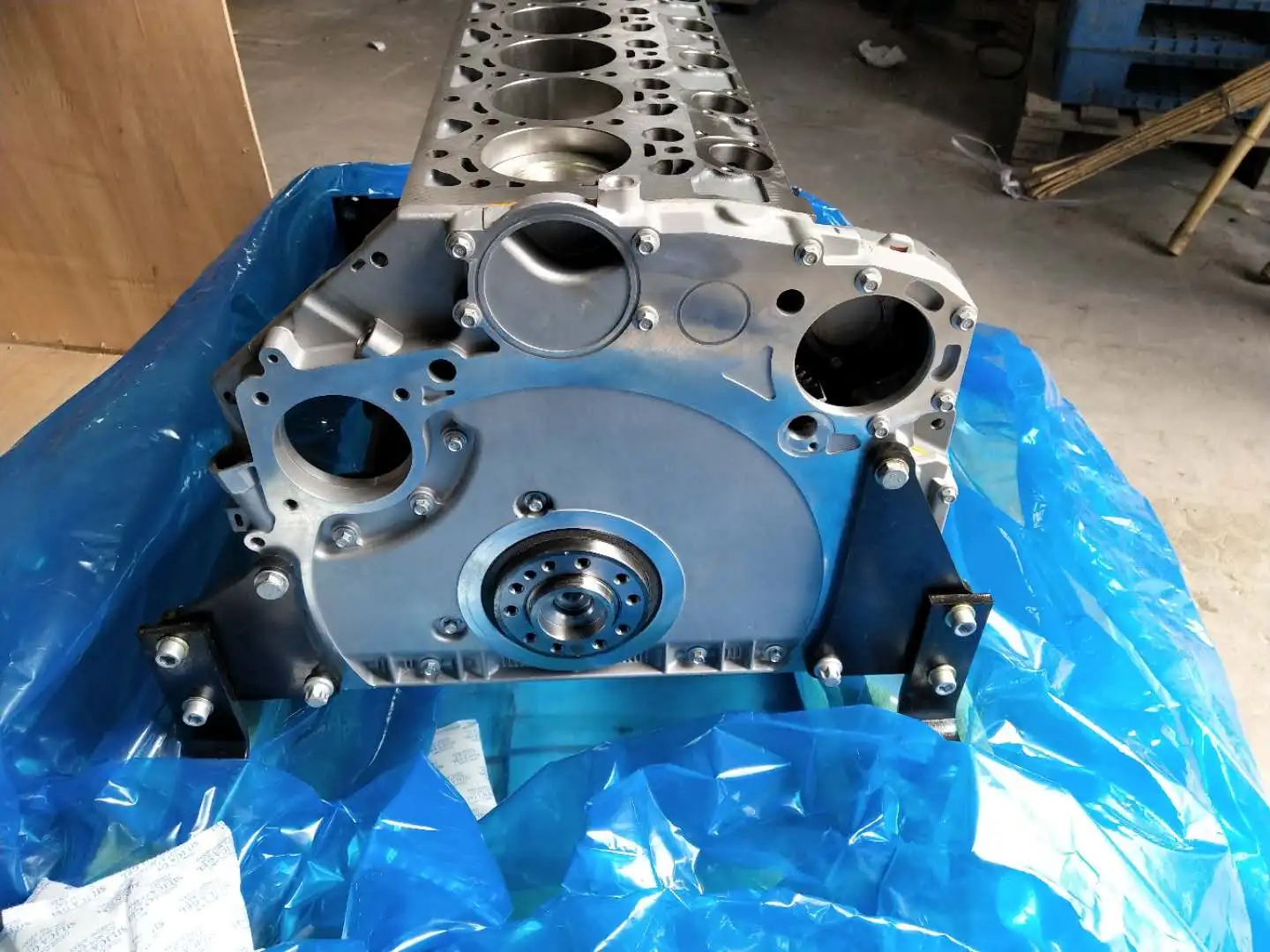 Deutz Tcd2012 L06 2v Diesel Engine Crankcase 04506856/04296586 - Buy ...