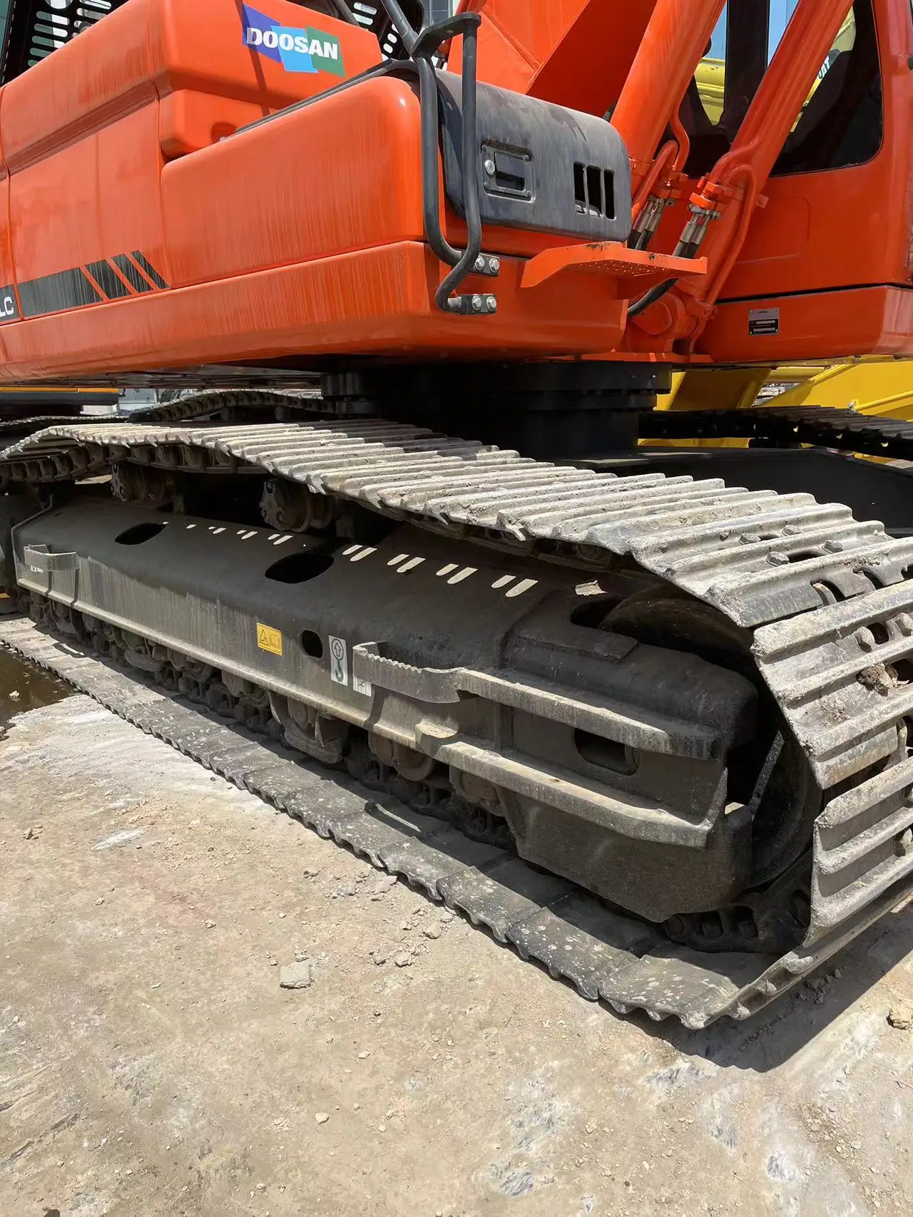 Original Second-hand Excavators Doosan Dx225 Dh225 Crawler Excavator ...