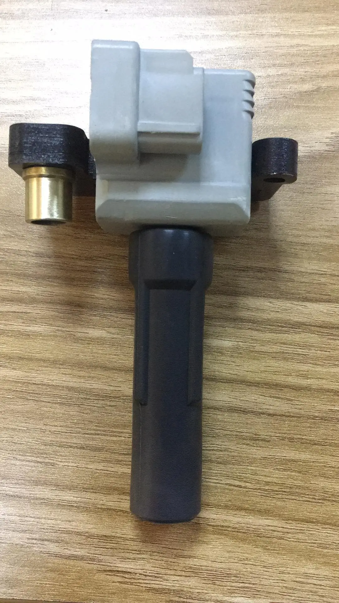 ขายร้อนชิ้นส่วนยานยนต์22433-aa640 22433aa640 Fk0334สำหรับ Su-baru ...