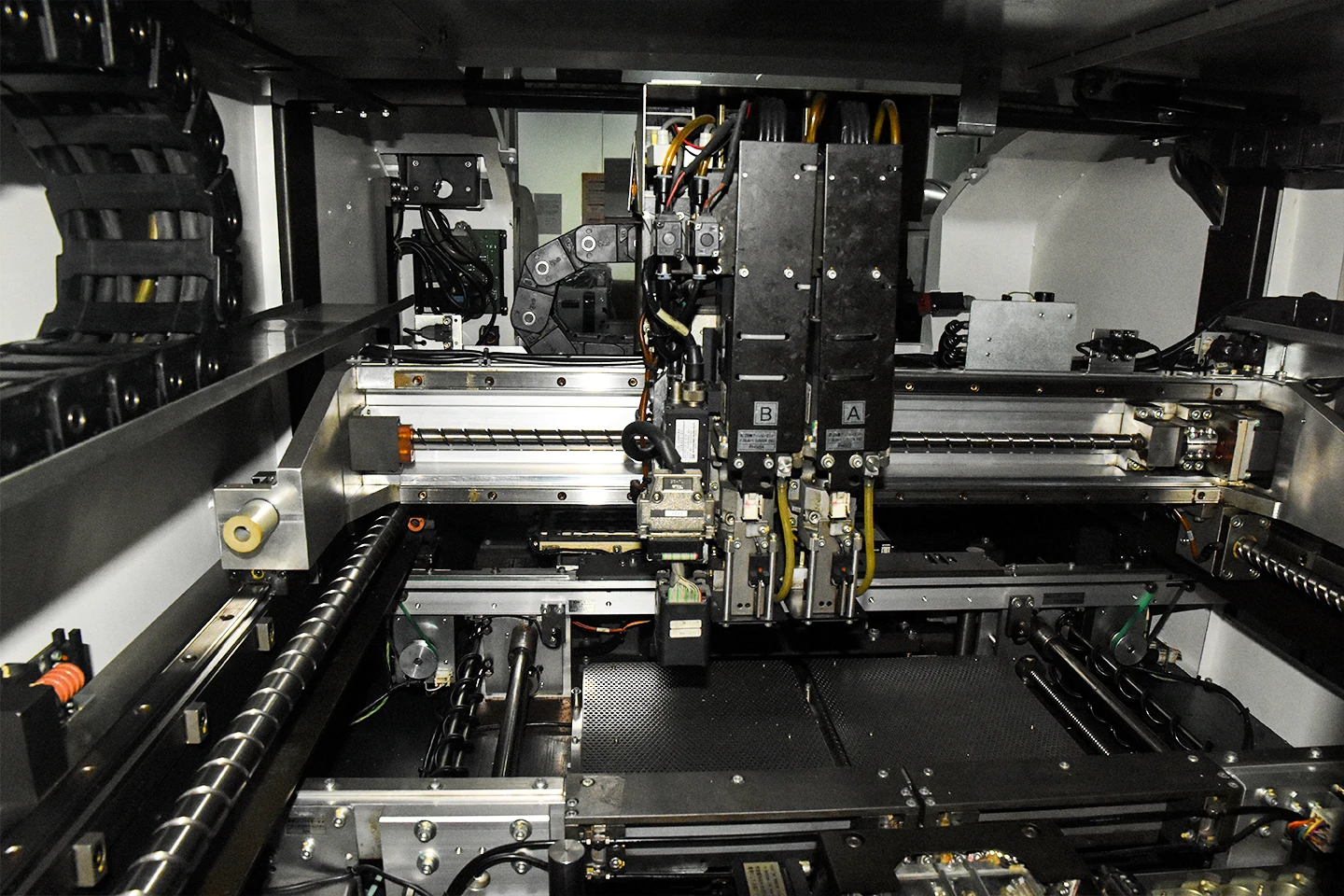 Cm301-d Efficient Smt Placement Chip Mounter Pick And Place Machine For ...