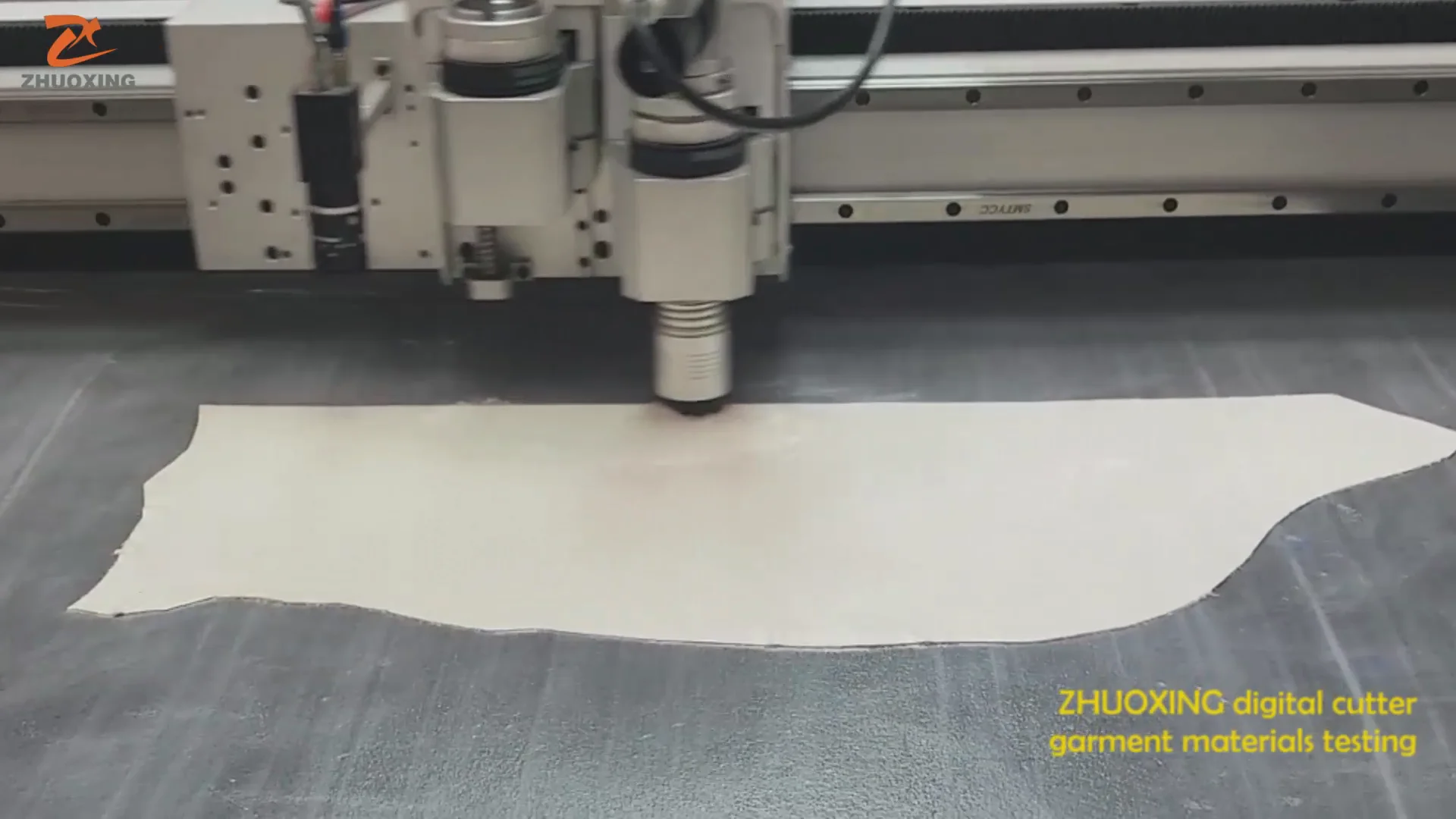 기계를 만드는 디지털 방식으로 평상형 트레일러 절단 그림 표하기 의복 본 직물을 위한 옷 Pvc 종이 절단기 절단 도형기 Buy 절단 플로터 패브릭의류 커터의류 패턴