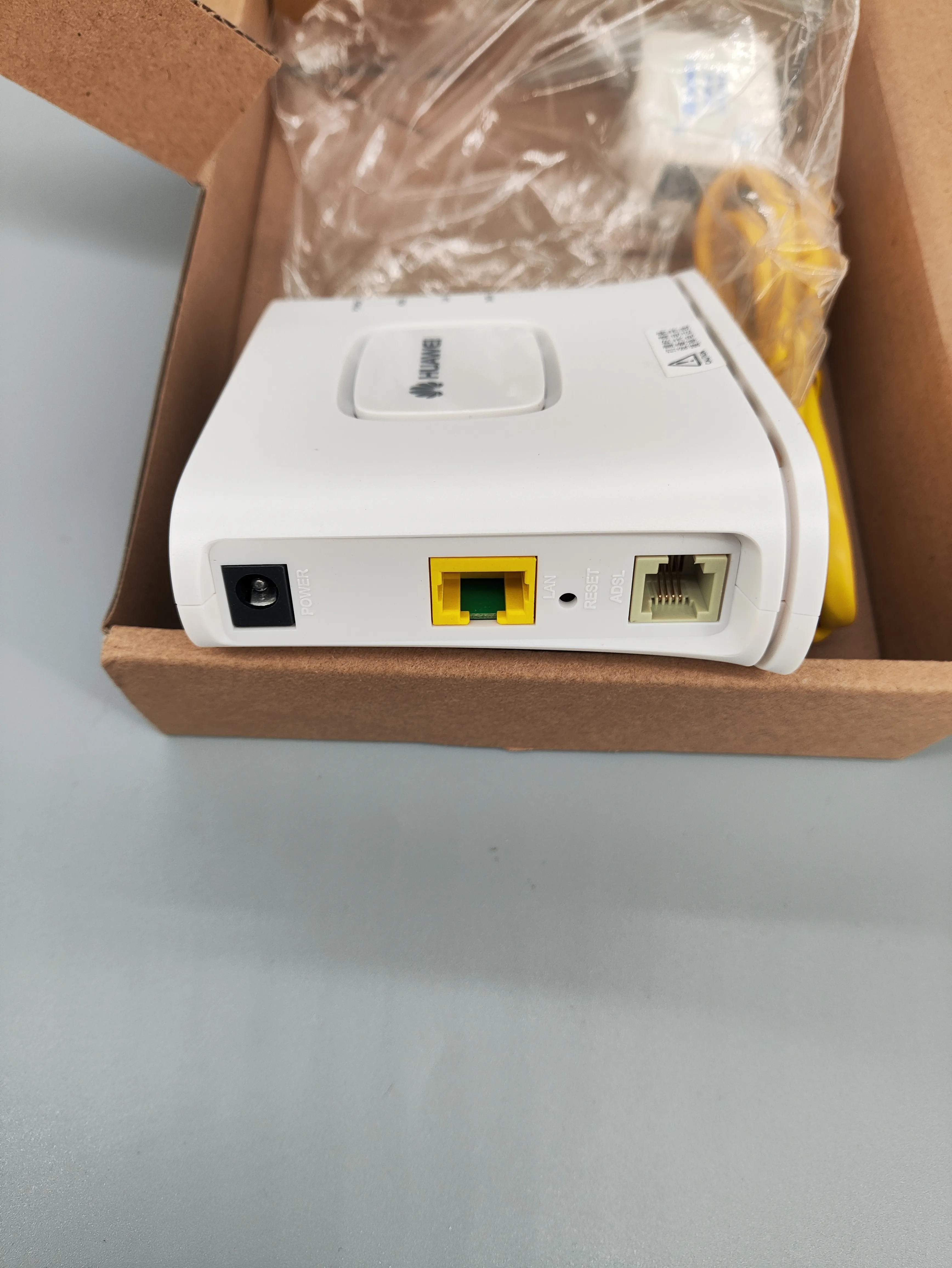 MT880D ADSL Modem - High Speed ADSL2+ for Home Network