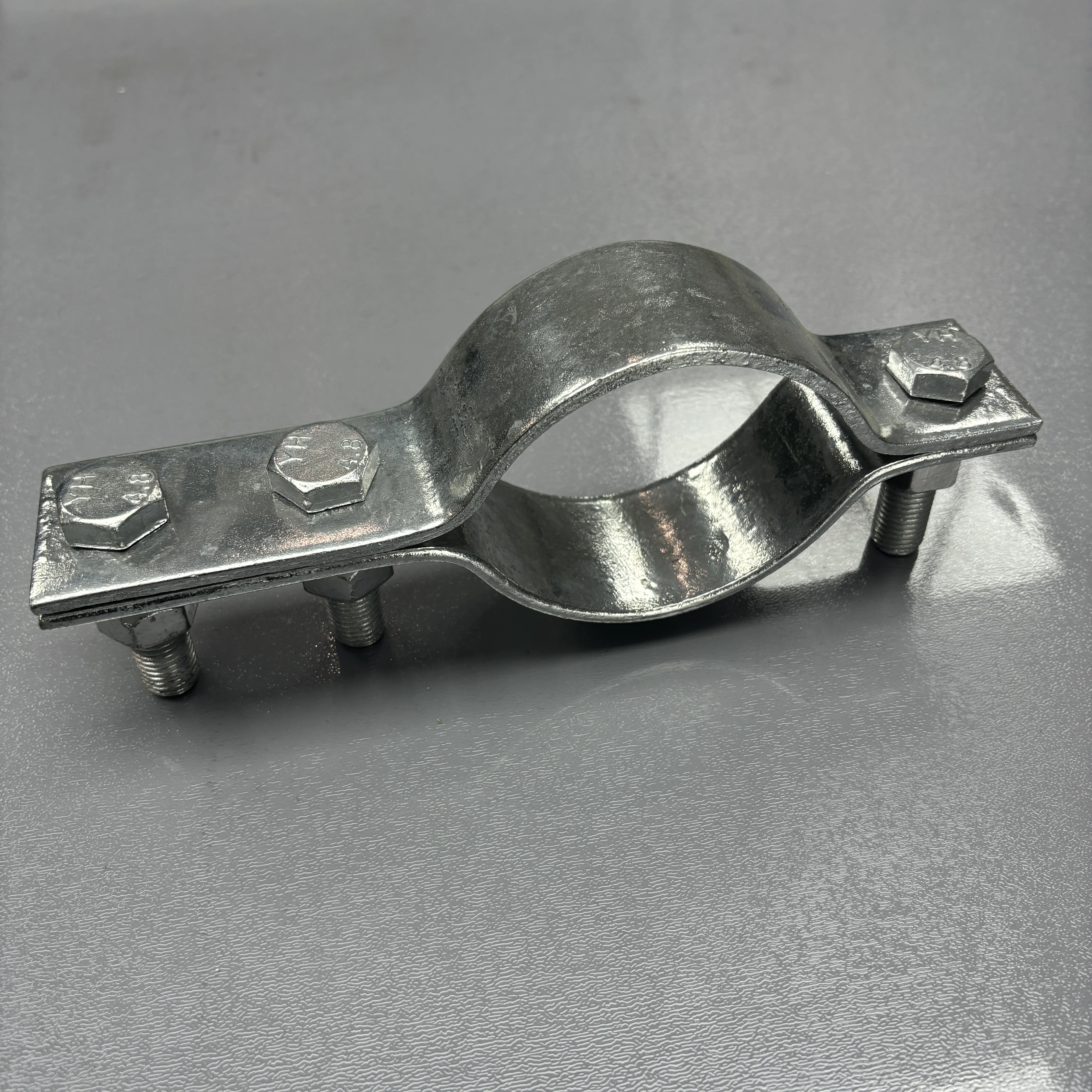 Factory Price Overhead Power Fitting Hot Dip Galvanized Pole Clamp Pole ...