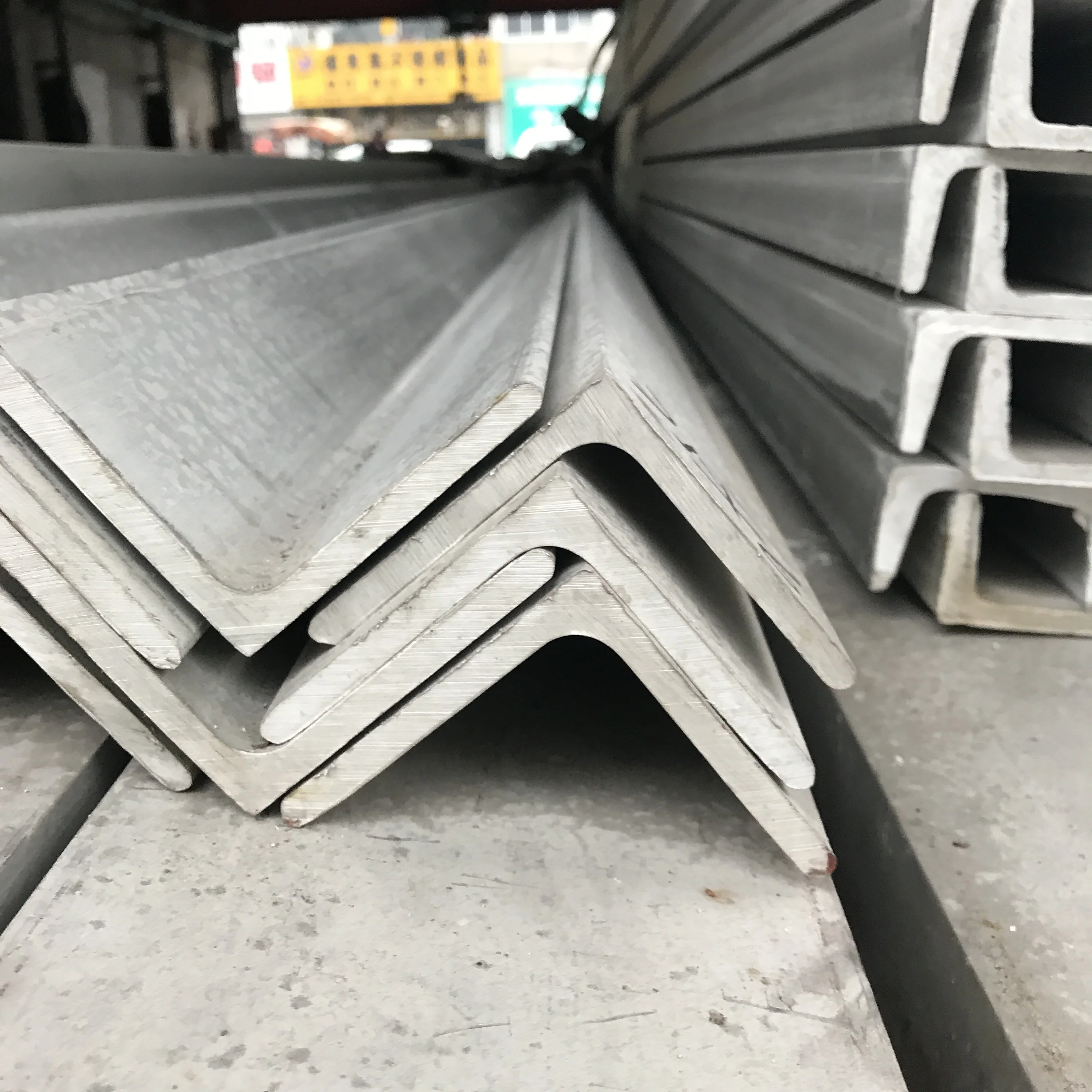 Stainless Steel Angle Steel Traders - Buy Hot Cold Rolled 201 304 316l ...