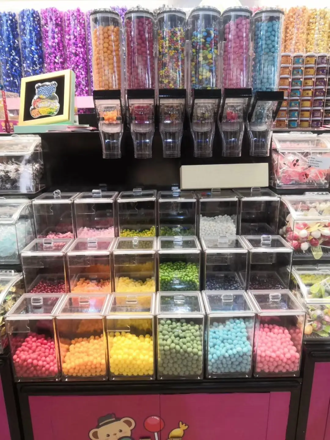 Efficient Bulk Candy Dispensers - Perfect for Any Setting