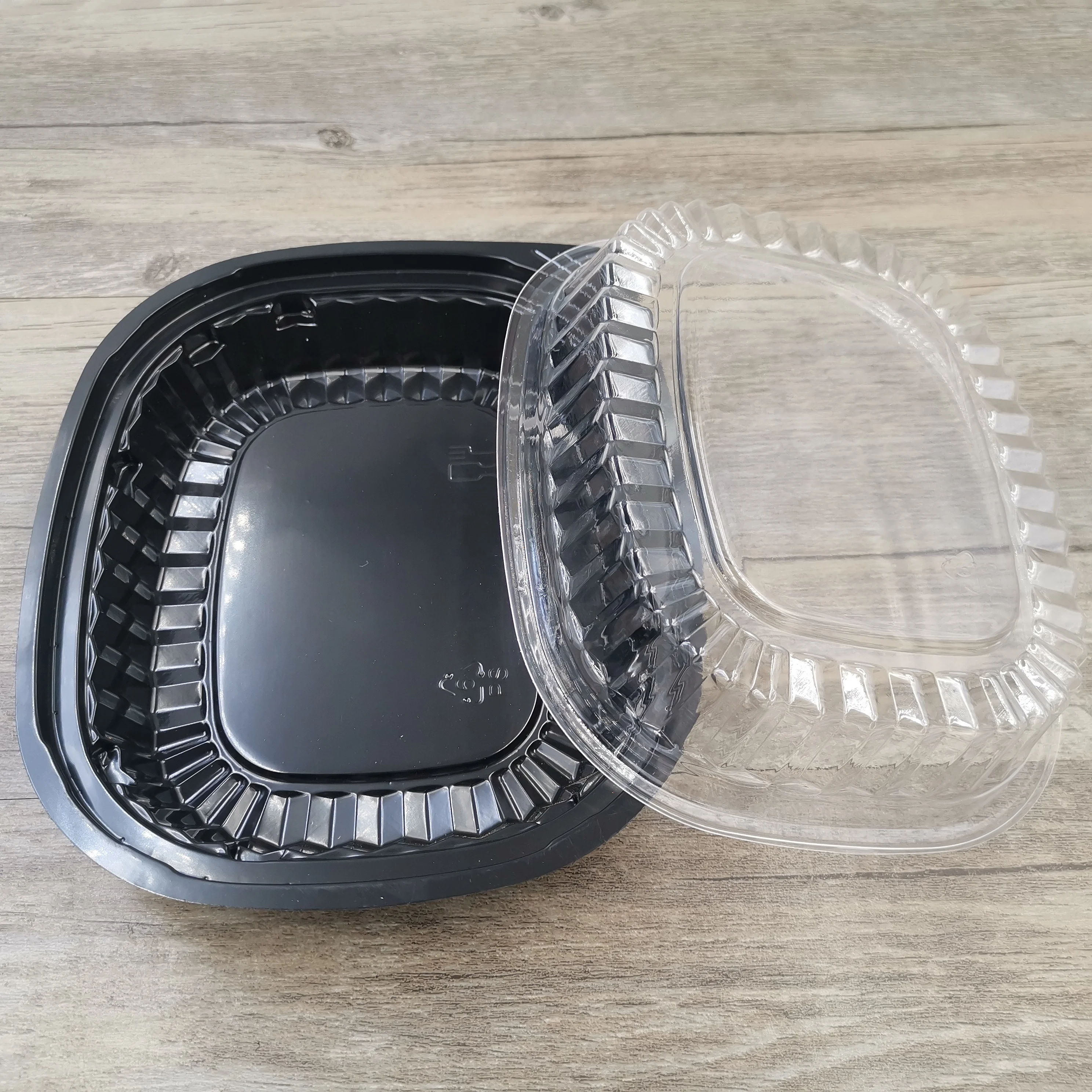 BOPS Plastic Disposable Lunch Boxes - Ideal for Food Takeaway