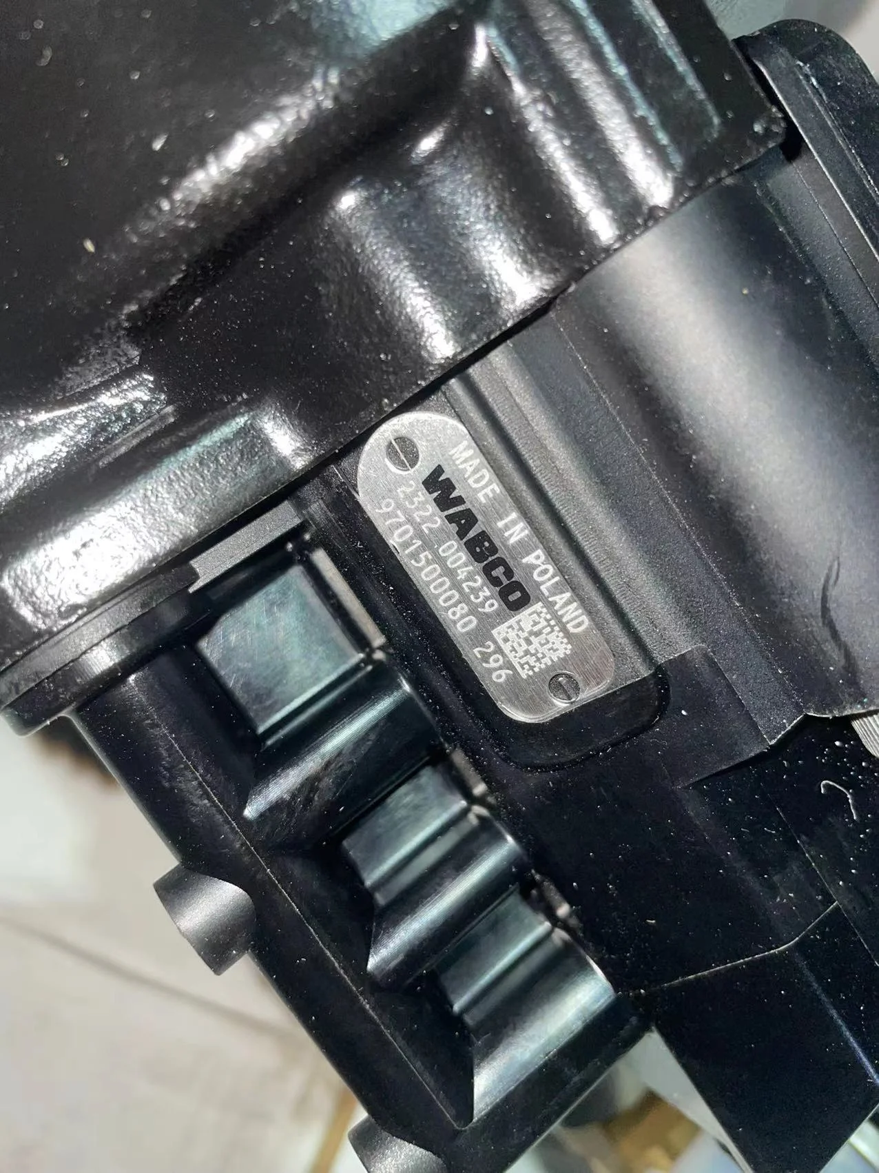 Original Wabco 9701500080 A0002501562 Pneumatic Clutch Actuator Kamaz ...