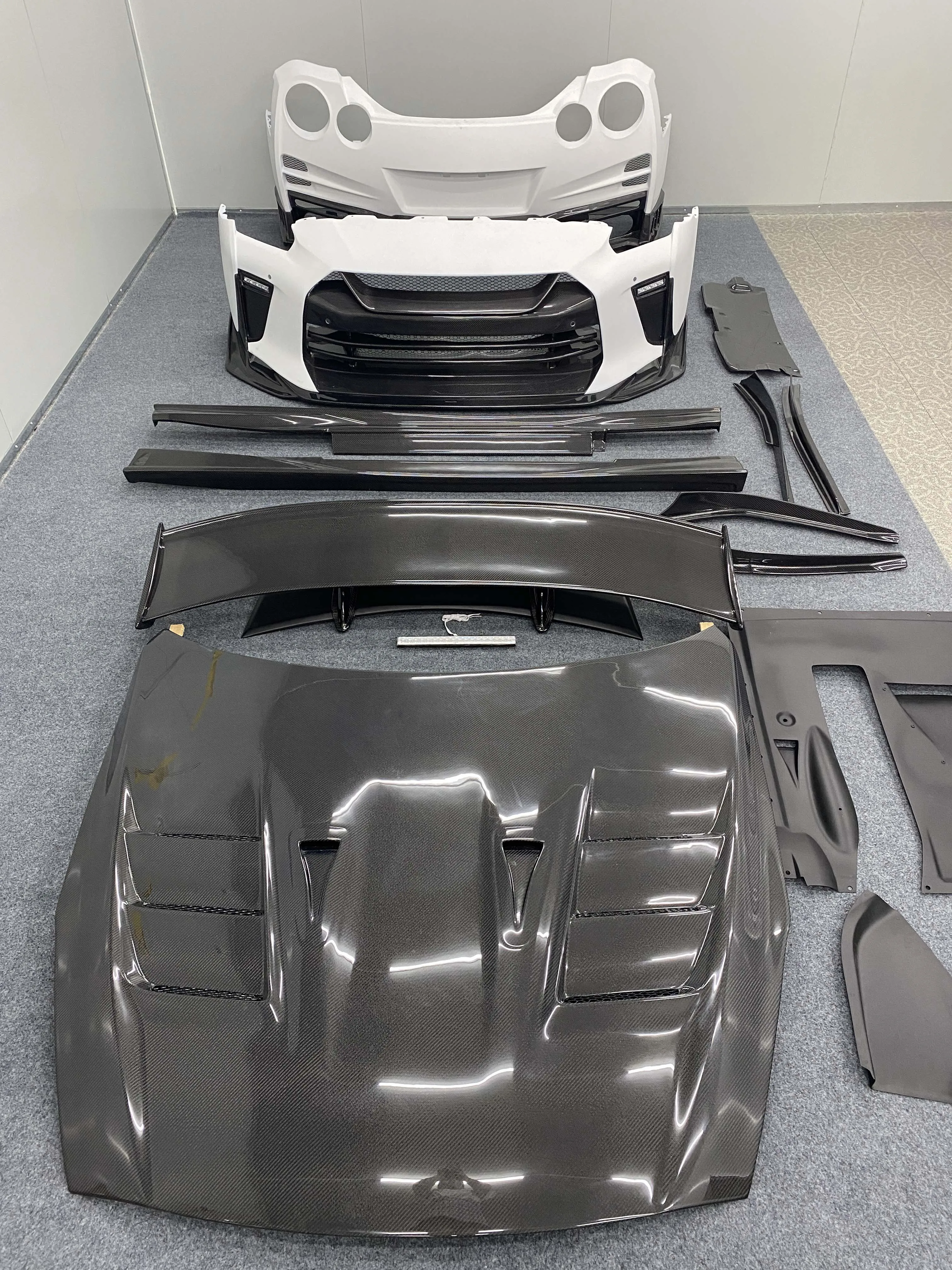 TOP Secret Body Kit for GTR35 - Perfect Carbon Fiber Parts