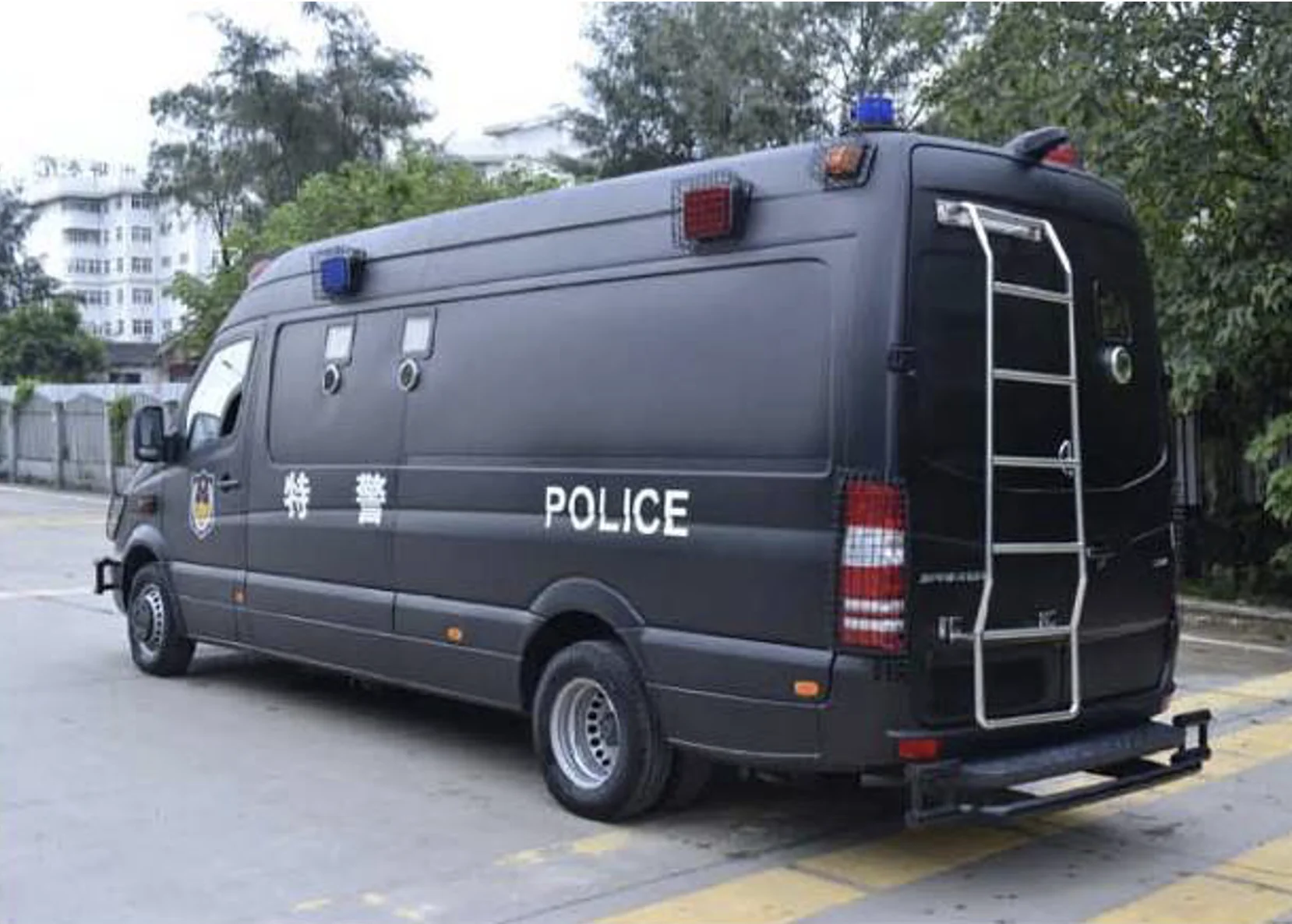 High Quality Sprinter New Armore Vehicle Armored Anti-terrorist Assault ...