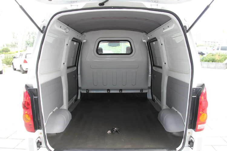 Popular China New Electric Van Cargo with 260km Range