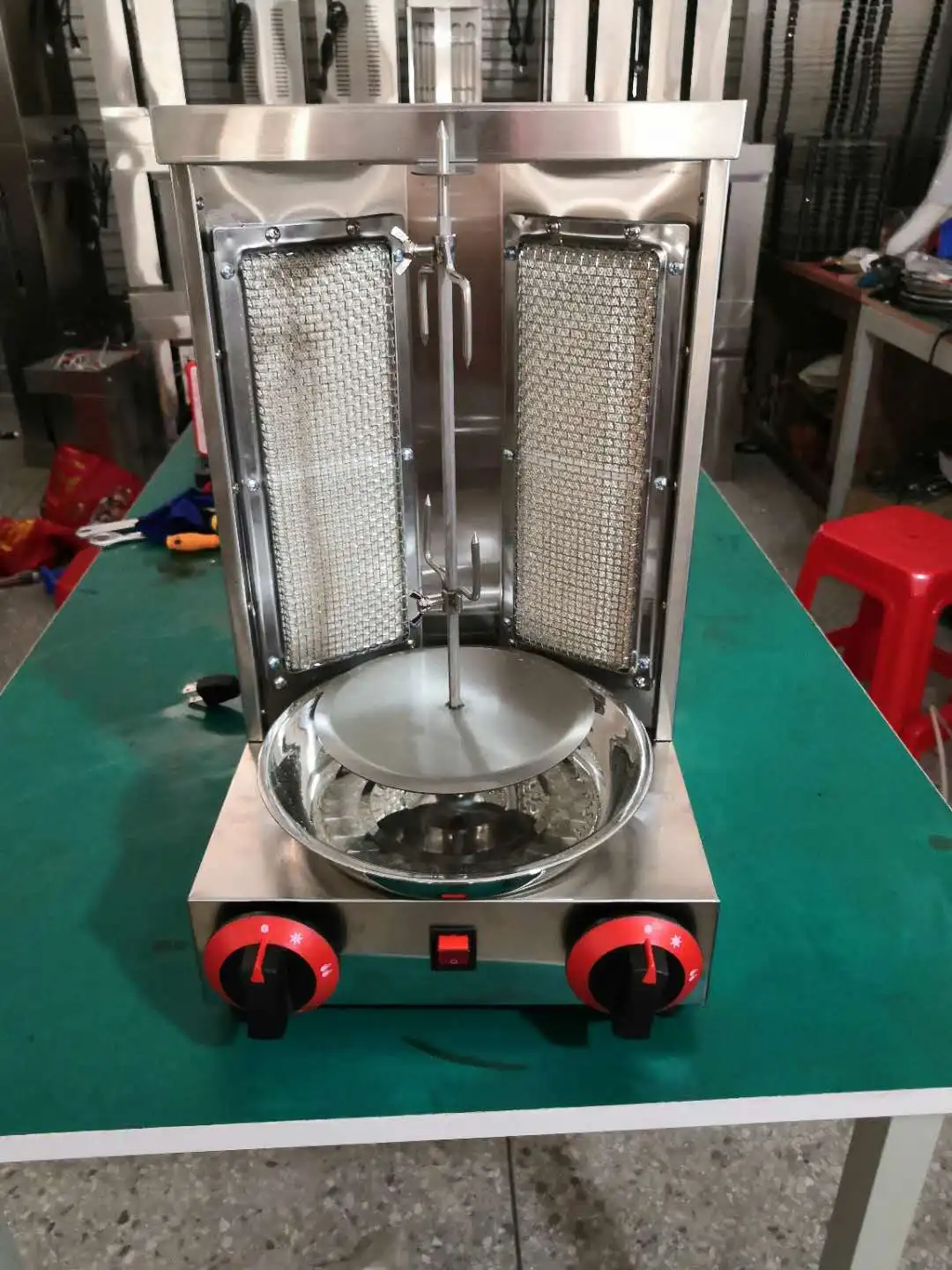 One burner Restaurant gas mini doner kebab grill / Mini LPG shawarma ...