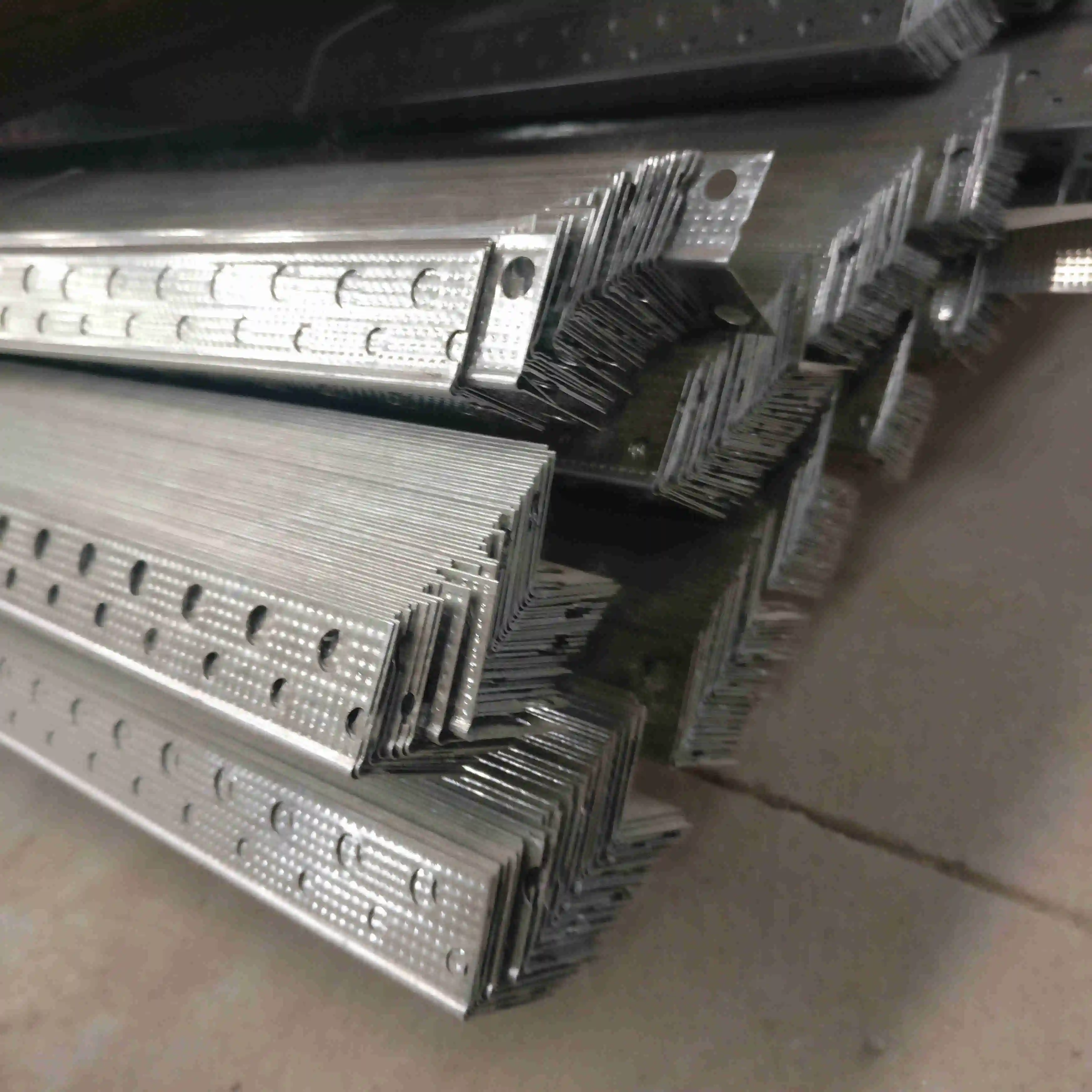 Metal Furring Strips Sizes for Drywall and Ceiling Support