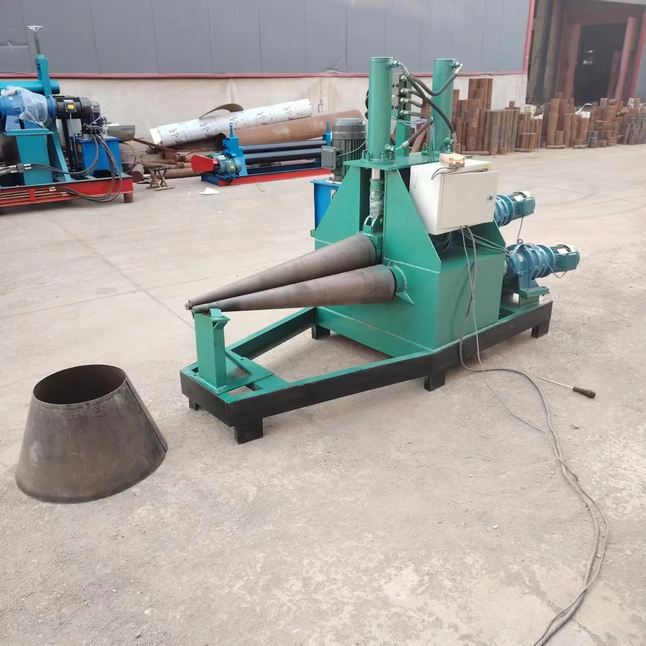 Hydraulic Automatic Tapered Rolling Machine - Three Rollers