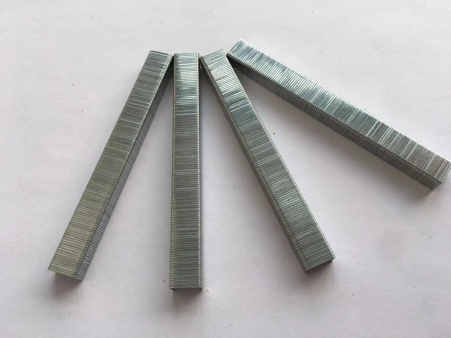 Galvanized Staple Pneumatic Stapler Pin Furniture Industry Sofa Nails ...