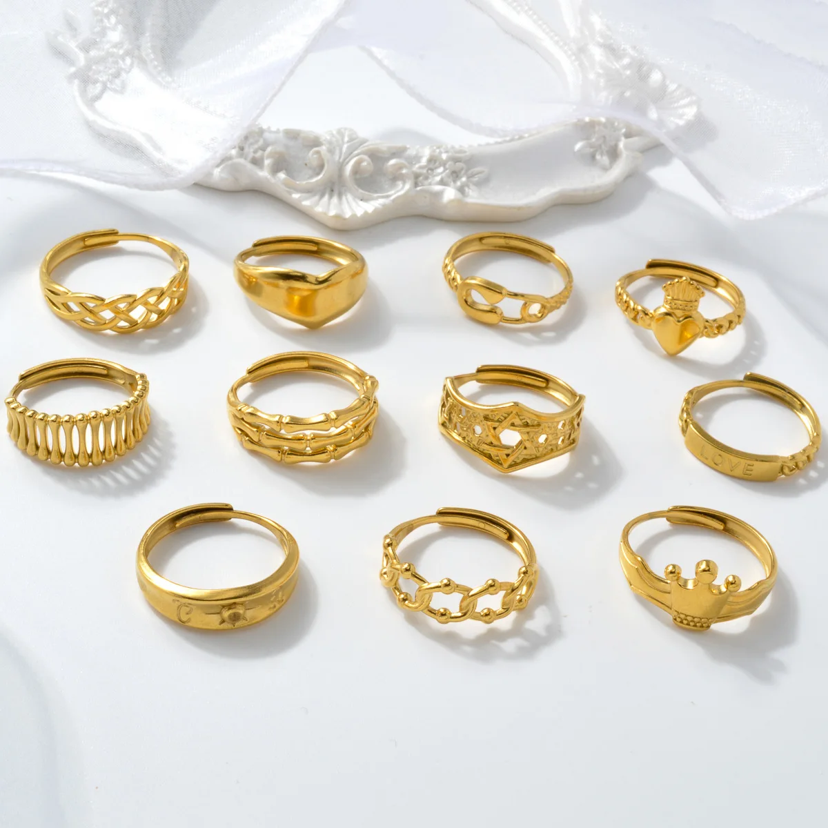 Non Tarnish Waterproof 18k Gold Plated Stainless Steel Ring