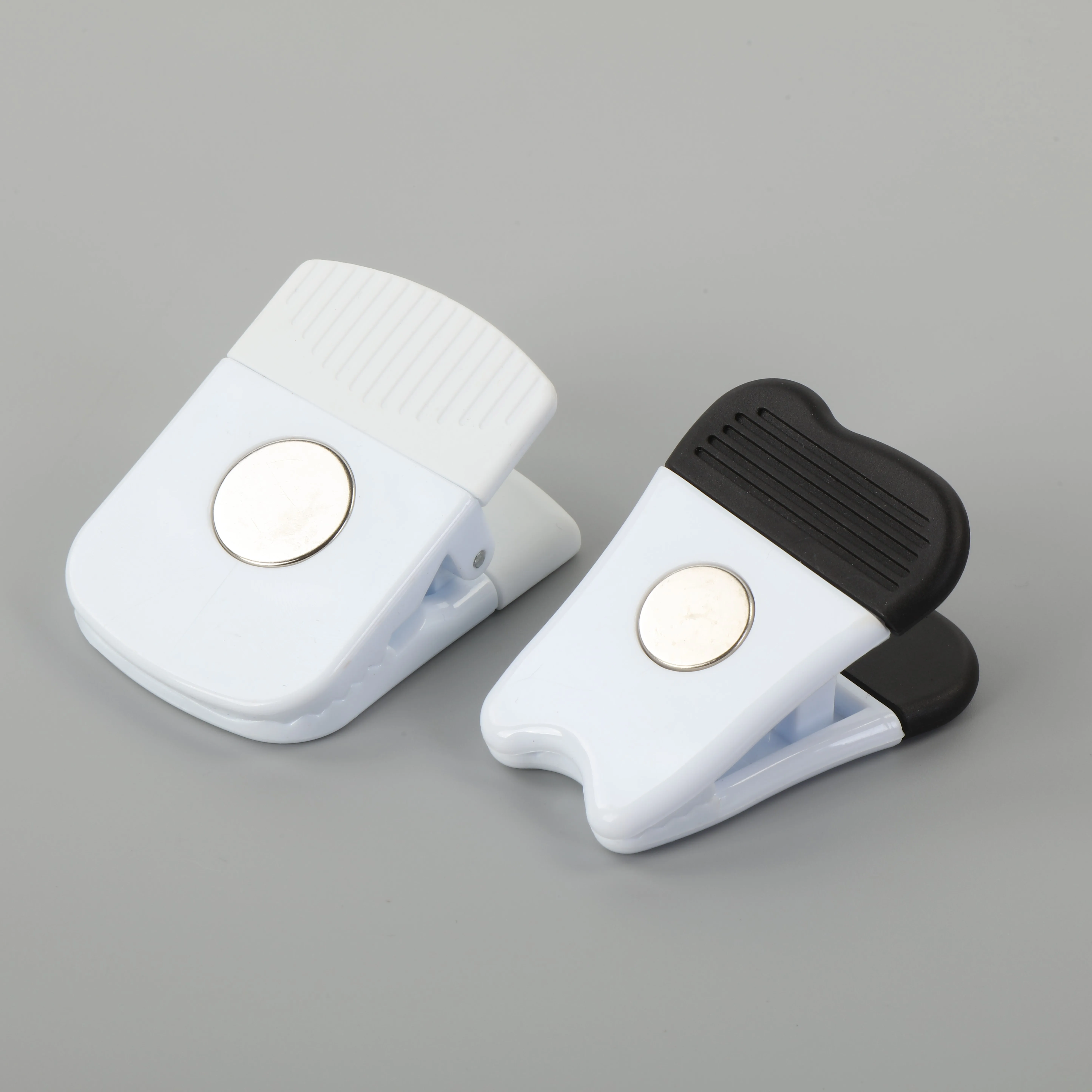 Plastic Office Paper Magnetic Clip For Promotional Gift Memo Clip ...