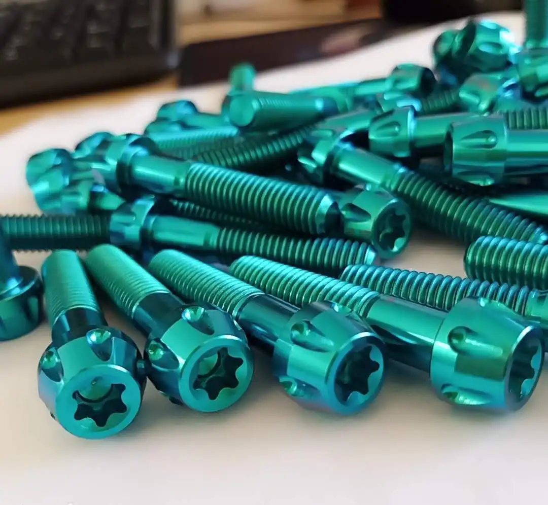 Gr5 Titanium Bolts Head Diameter Bolt M8 Motorcycle Cylinder Head - Buy ...