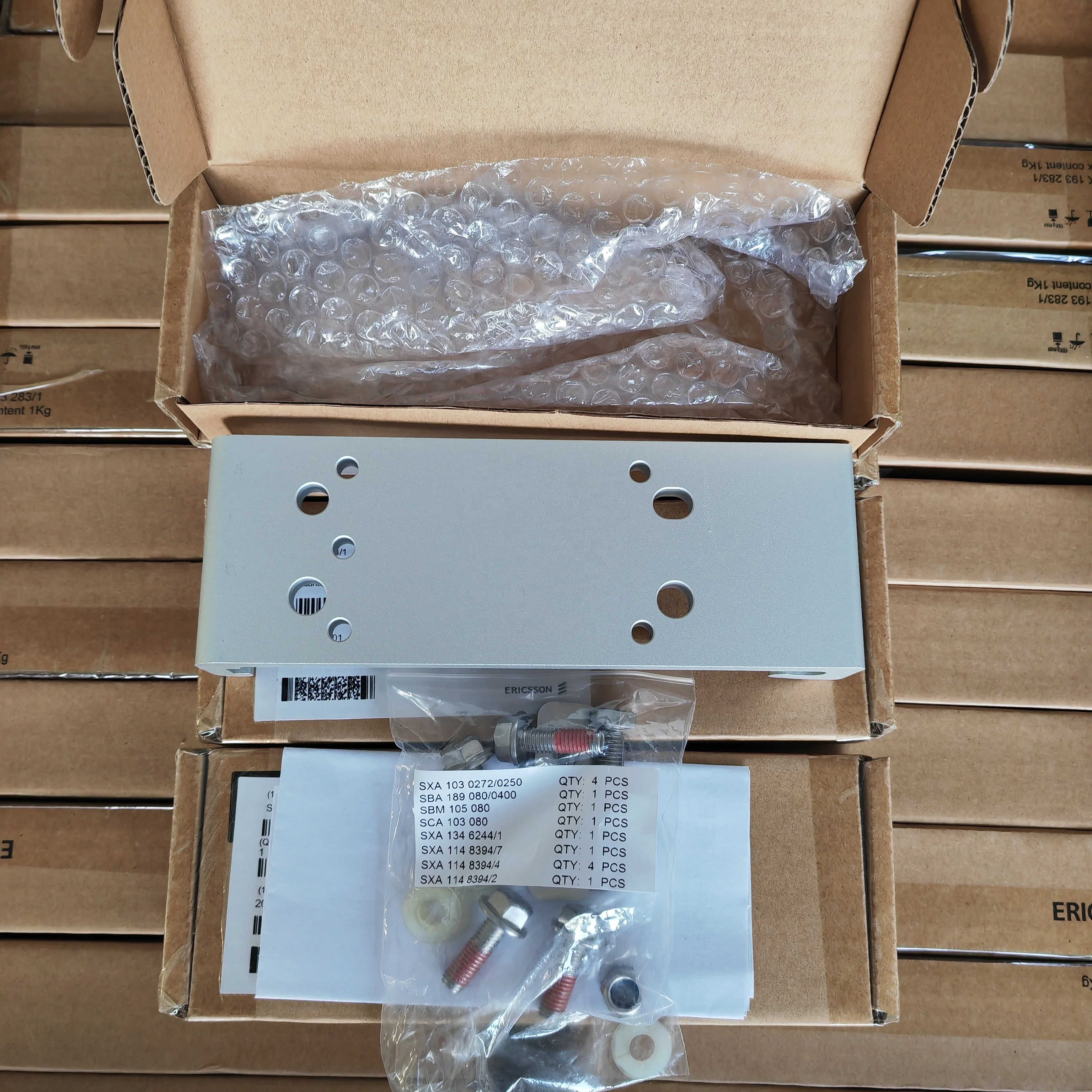 Ericsson SEF 901 304/1 RRU Bracket - Durable & Reliable