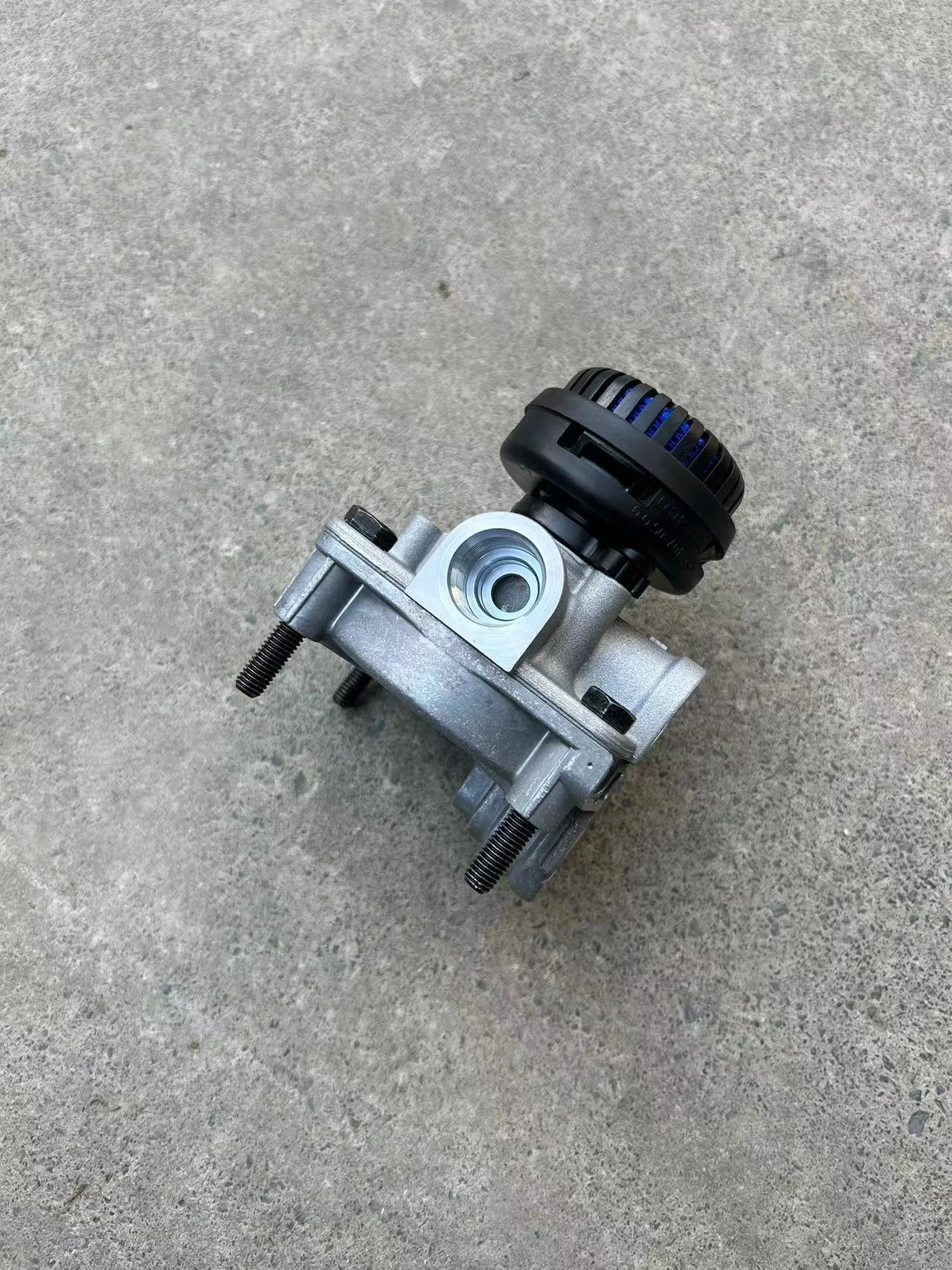 Wabco 9730110090 Relay Valve V-olvo S-cania D-af European Truck Parts M ...