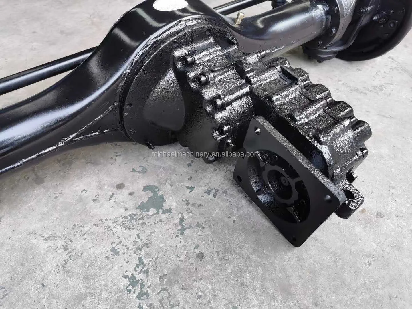 6T Electric Vehicle Rear Drive Axle for Low Speed Aircraft Towing Tugs ...