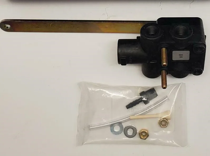 VS-228 Leveling Valve Height Control Valve 334-1974 HV9990