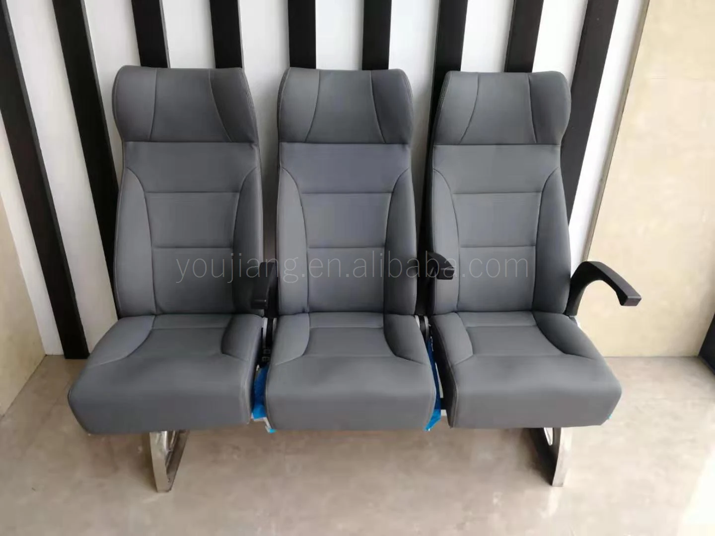 Back Row Leather Minibus Seat Passenger Seat for Sale