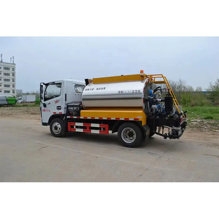8m3 Asphalt Bitumen Spreader Truck Xls803 Asphalt Distributor For Sale ...