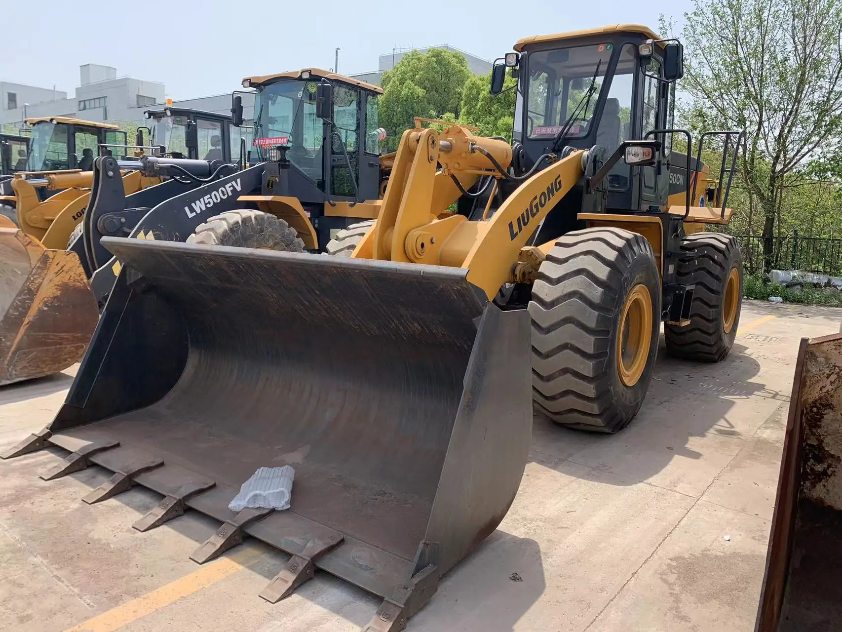 Sdlg Lg956 New 4x4 Small Loaders China Articulated Front Loader 3 Ton ...