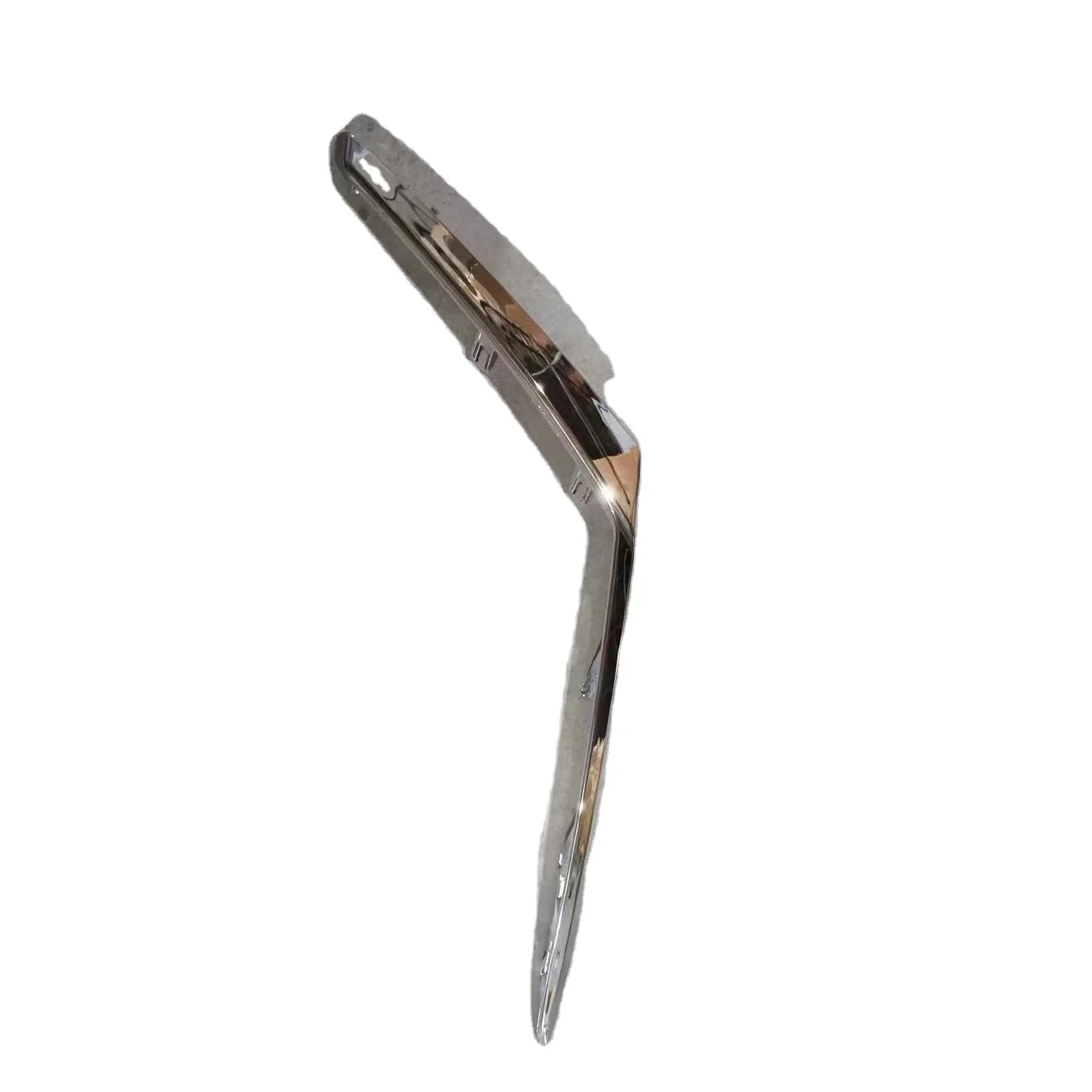 Nissan KICKS Front Bumper Headlight Strip - OEM 62075-5R60A