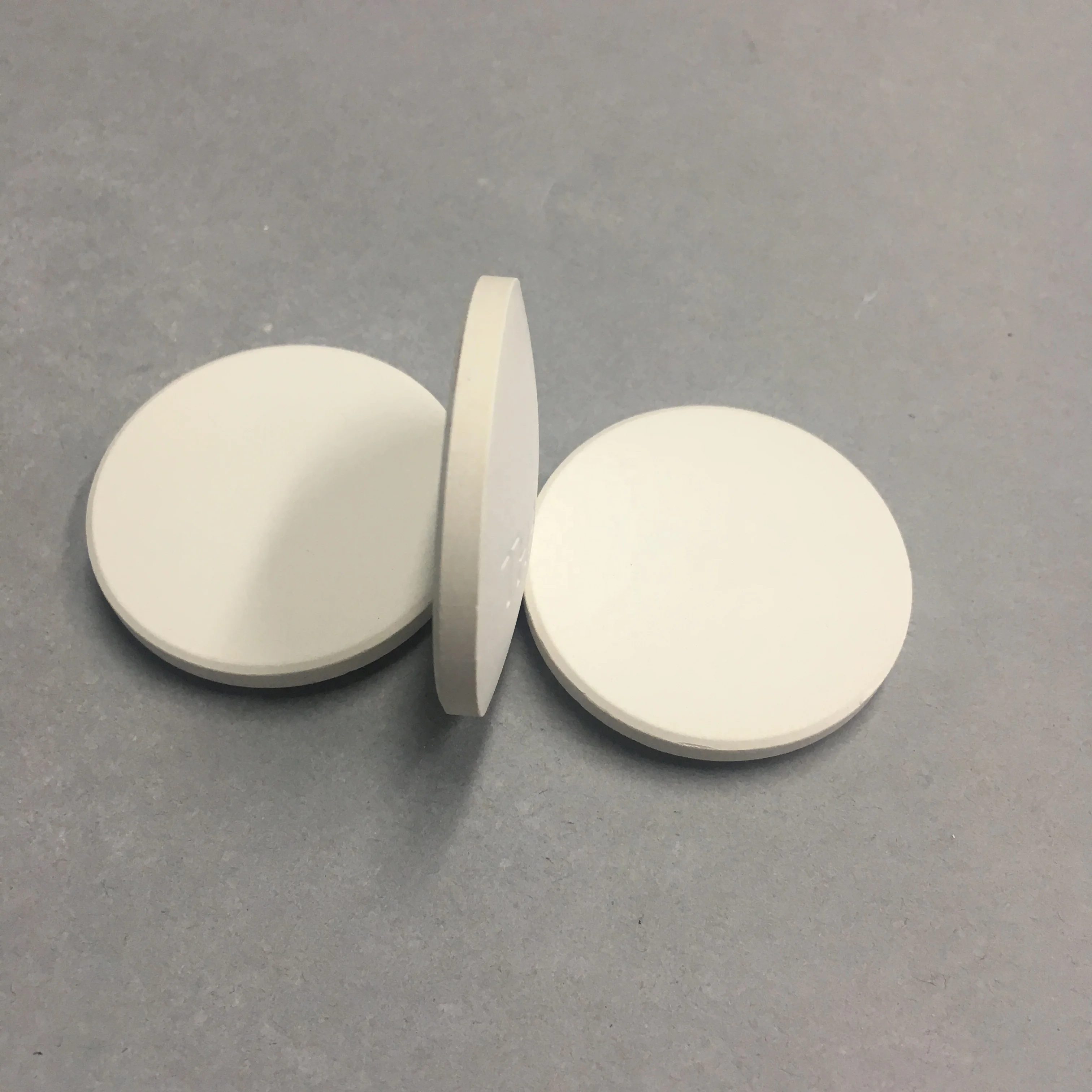 White Logo Printed Alumina Porous Ceramic Disk For Perfume - Buy Logo ...