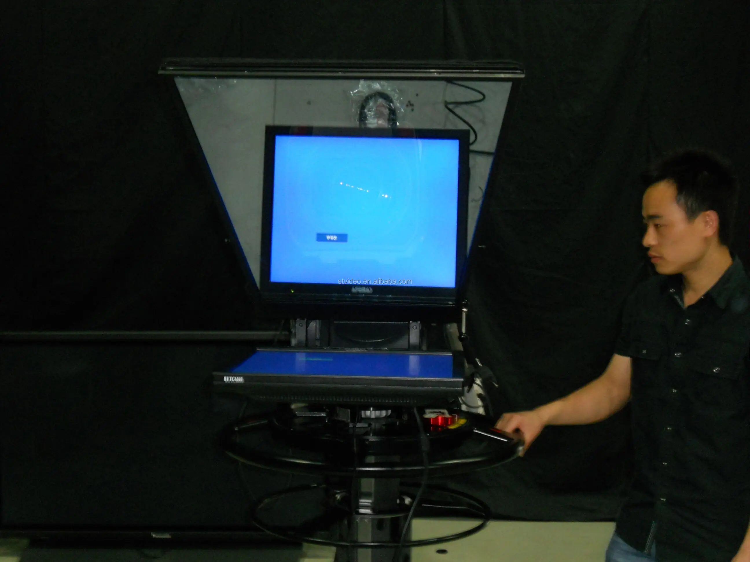 Broadcast News Teleprompter On-camera Type 17/19/22inch Factory Price ...