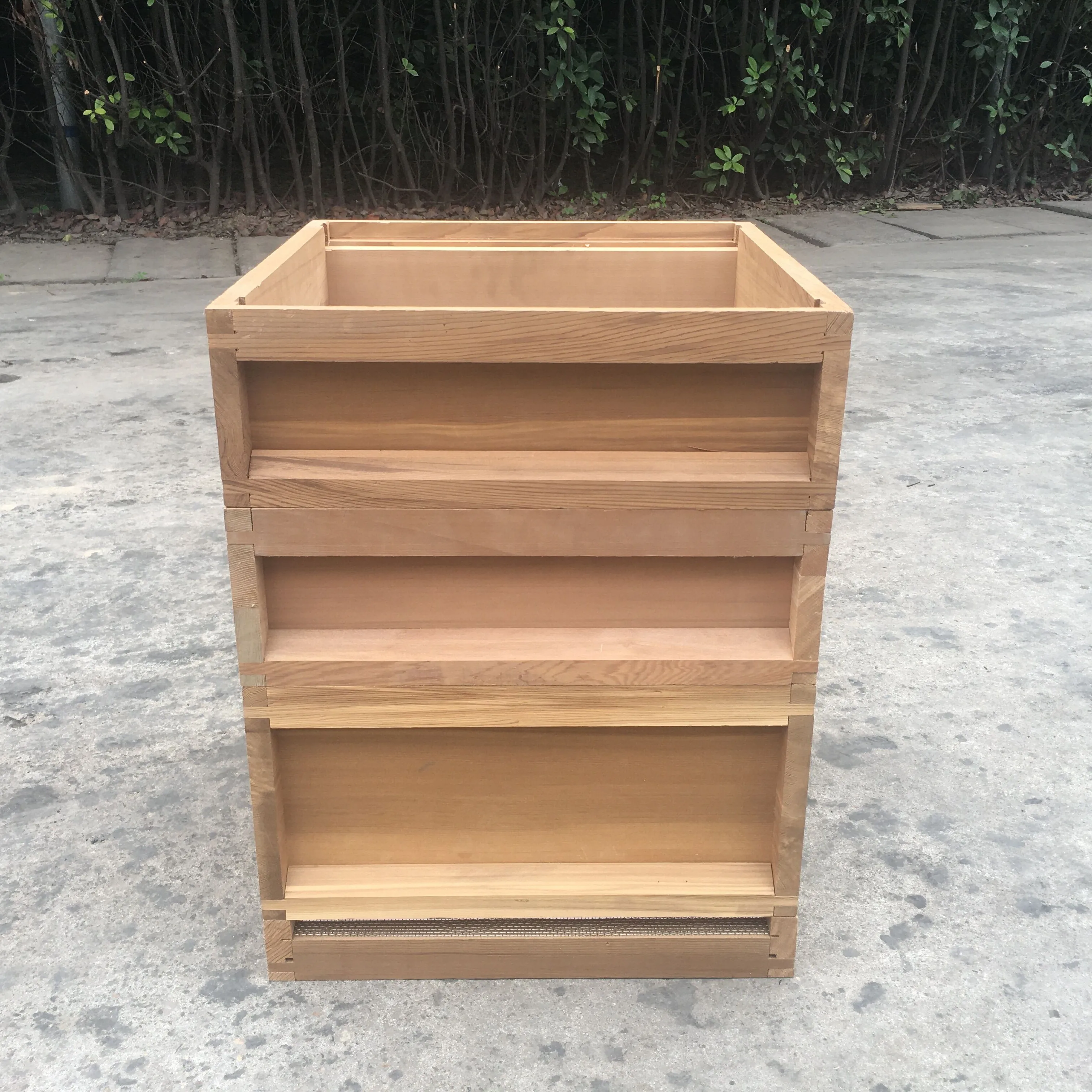 High Quality British National Beehive - 3 Layer Beekeeping Equipment
