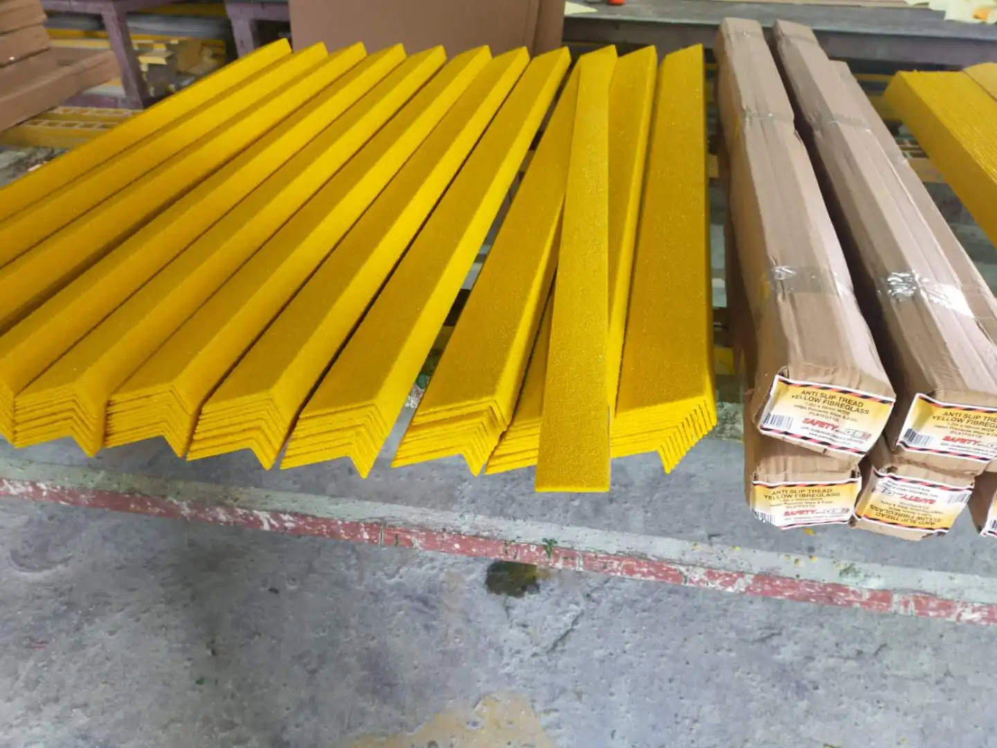 Fiberglass Frp Anti Slip Stair Nosing Strips - Buy Frp Anti-slip Strip ...