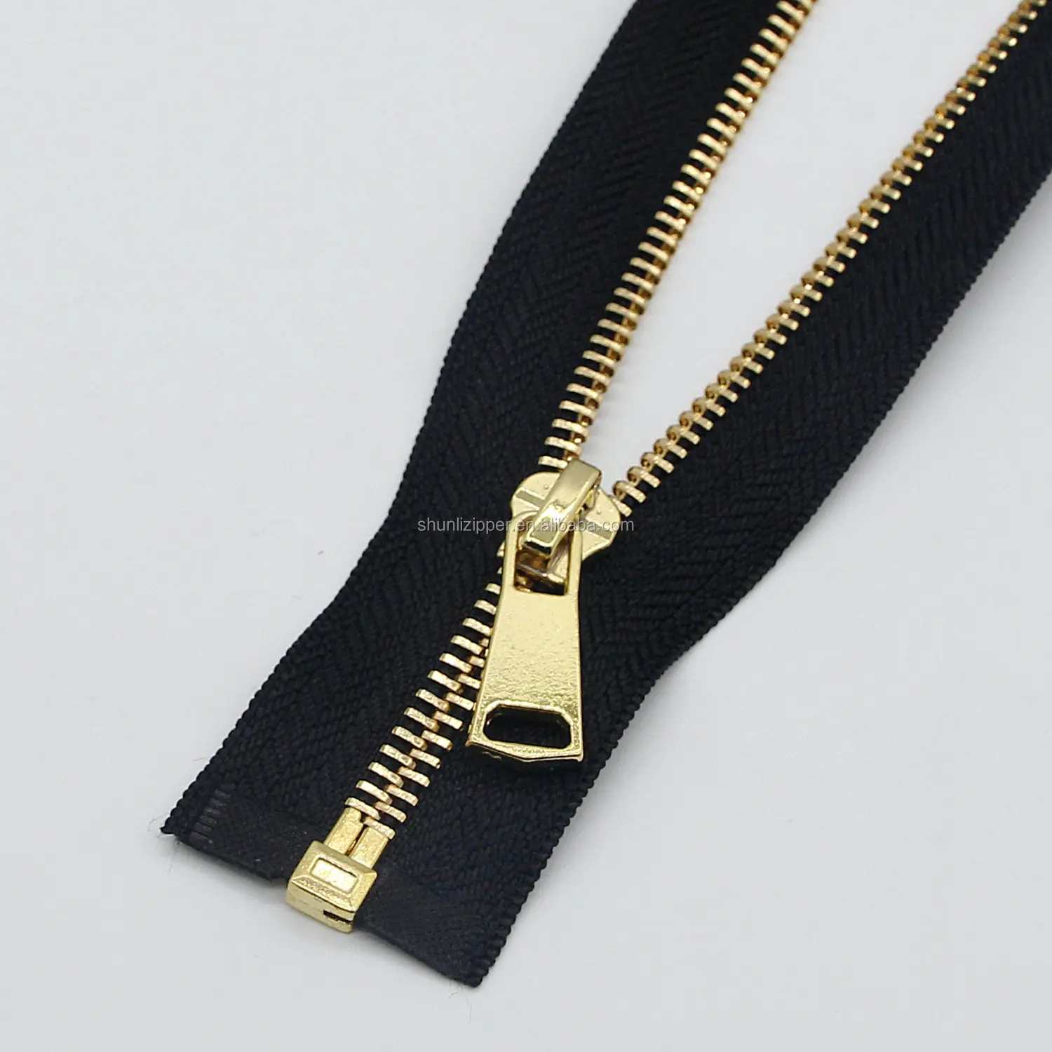 Custom Made Plated Light Gold Metal Zipper - Buy Light Gold Metal ...