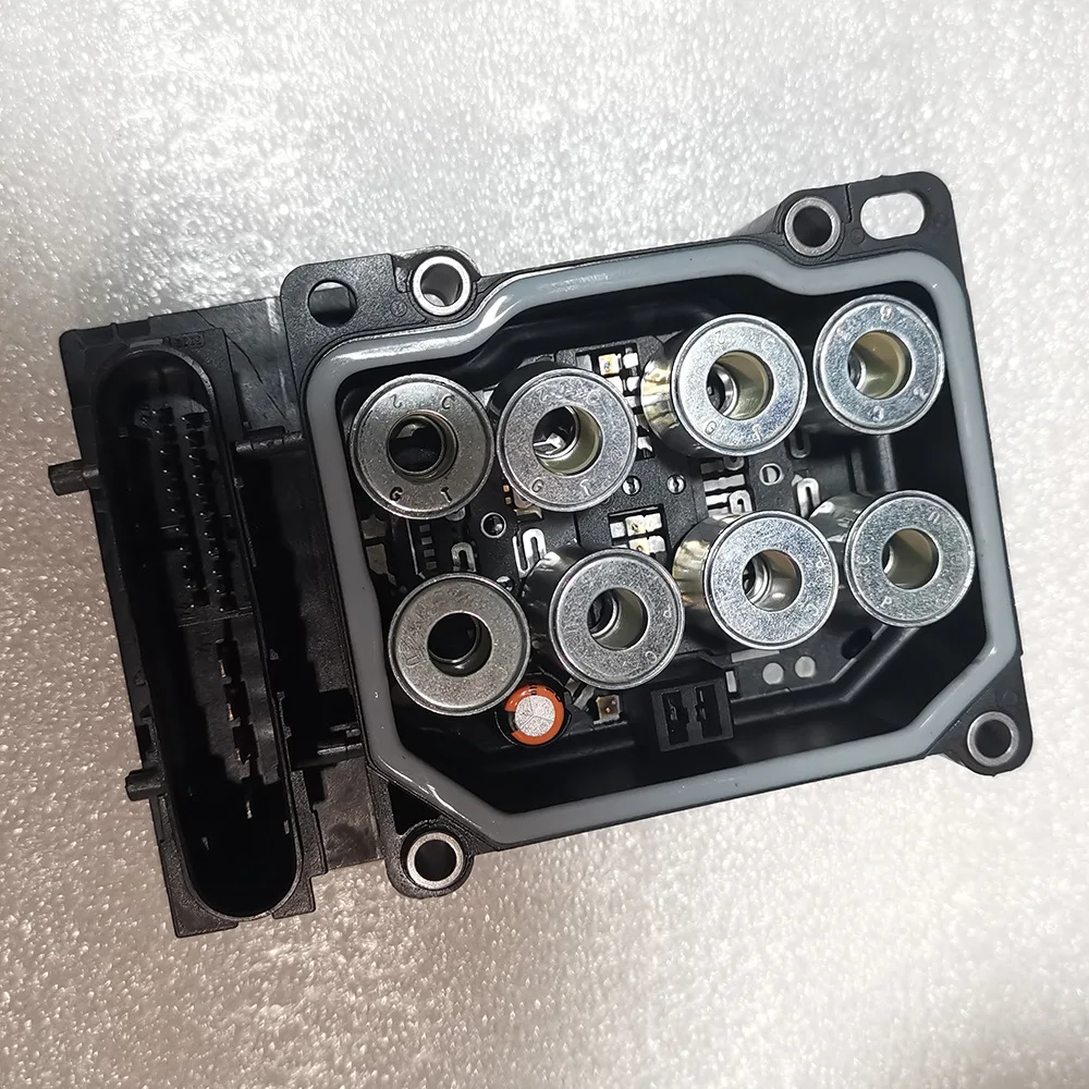 Suitable For Toyota Abs Anti-lock Brake Actuator Control Module ...