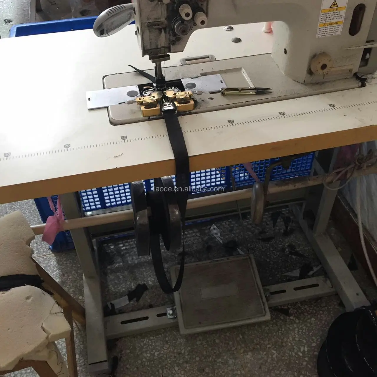 Industrial Single Needle Sewing Machine| Alibaba.com