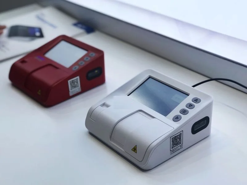 Portable Blood Test Equipment Veterinary Chemistry Analyzer Dry ...