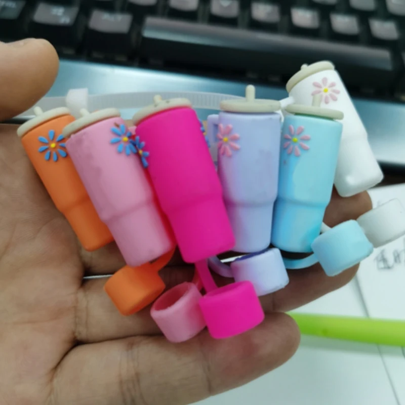 New Arrival Silicone Straw Dust Toppers Multicolored Tumbler Cup Shape ...