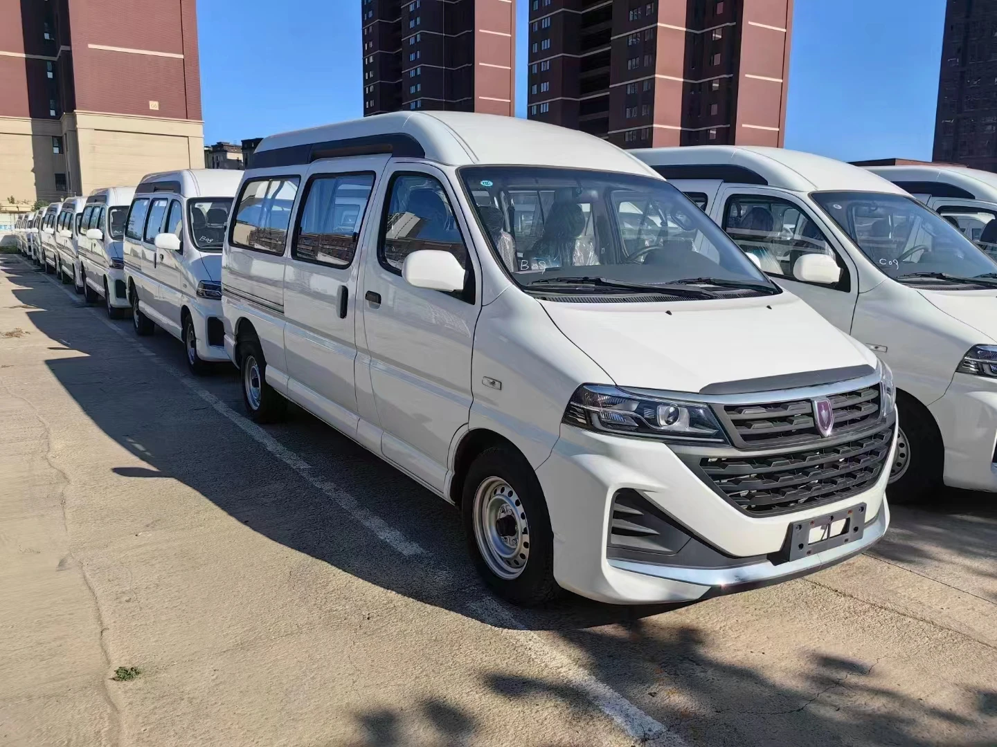 New Mini Bus For Sale Ambulance Bus Jinbei Brand Mini Van 6 Seats High ...