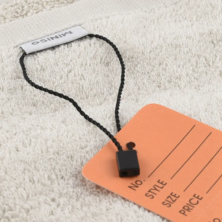 Custom Design Plastic Clothing Garment Hangtag Seal String