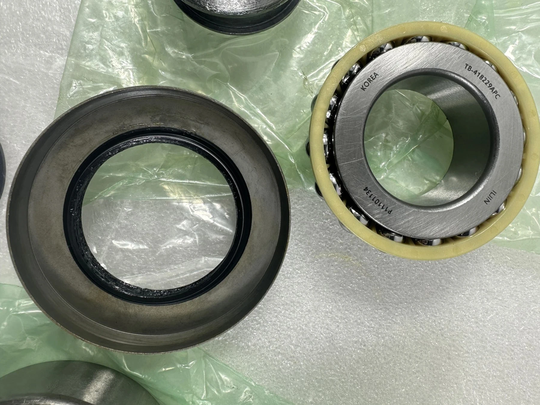 For Land Rover Jaguar Rear Differential Service Kit Is Applicable To ...